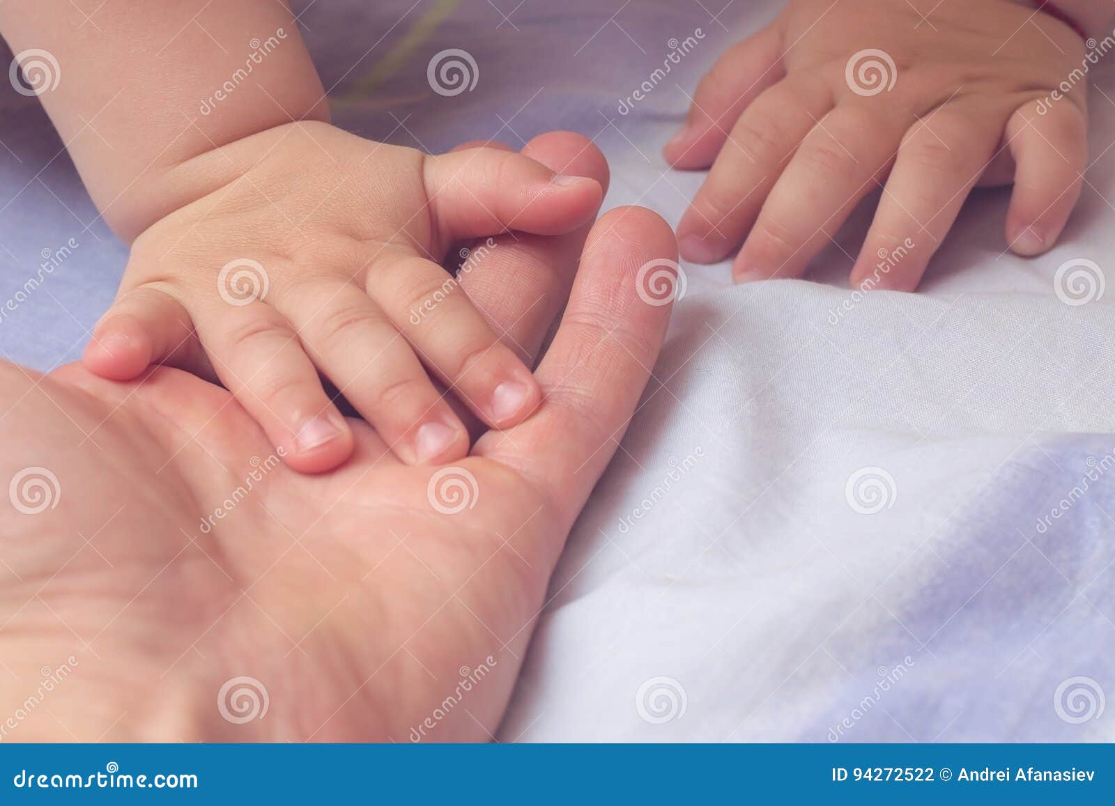The Hand of the Child in the Father`s Hand Stock Photo - Image of hold ...