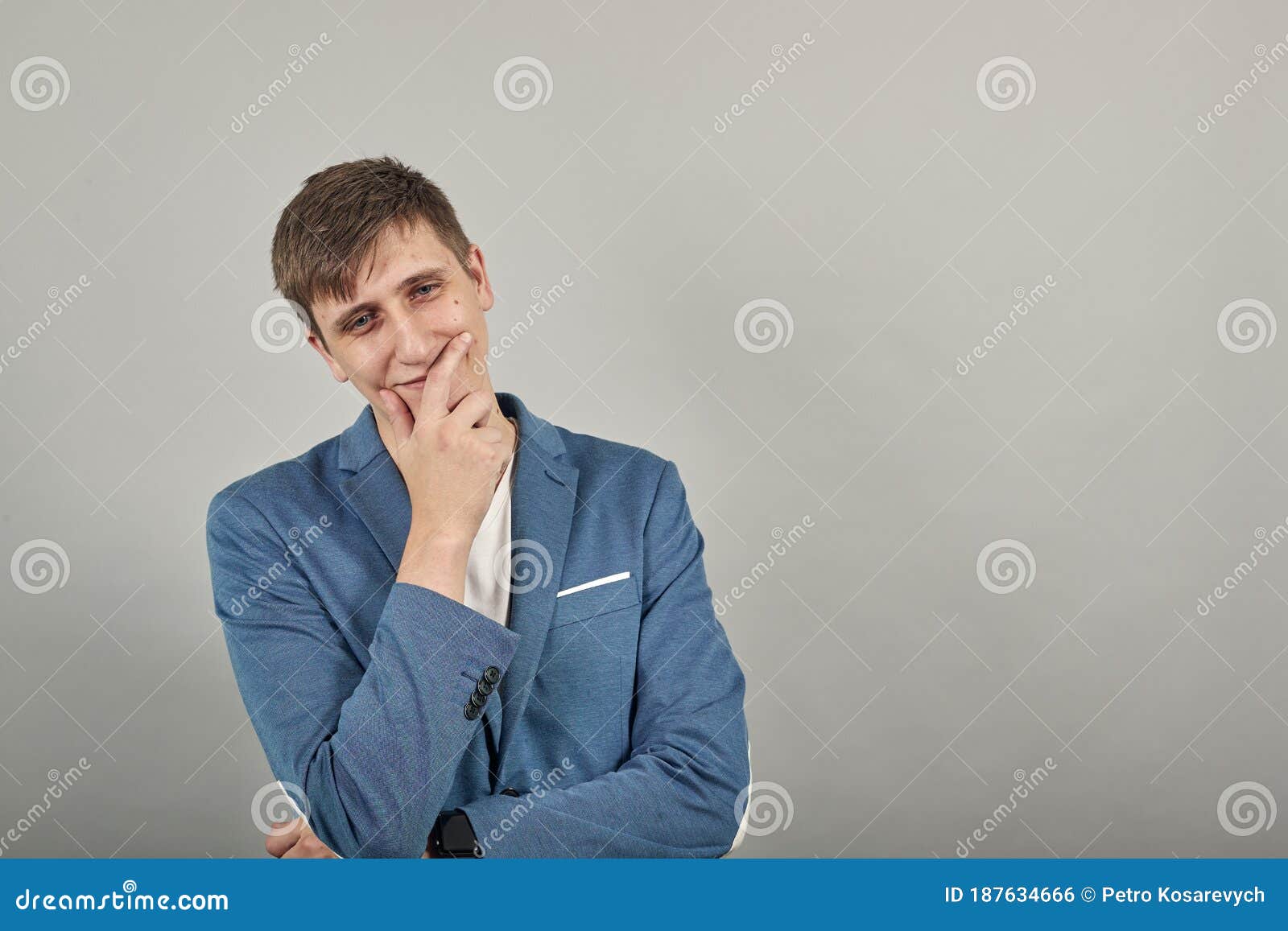 Hand on Chin Thinking Question, Pensive Expression. Doubt. Thoughtful ...