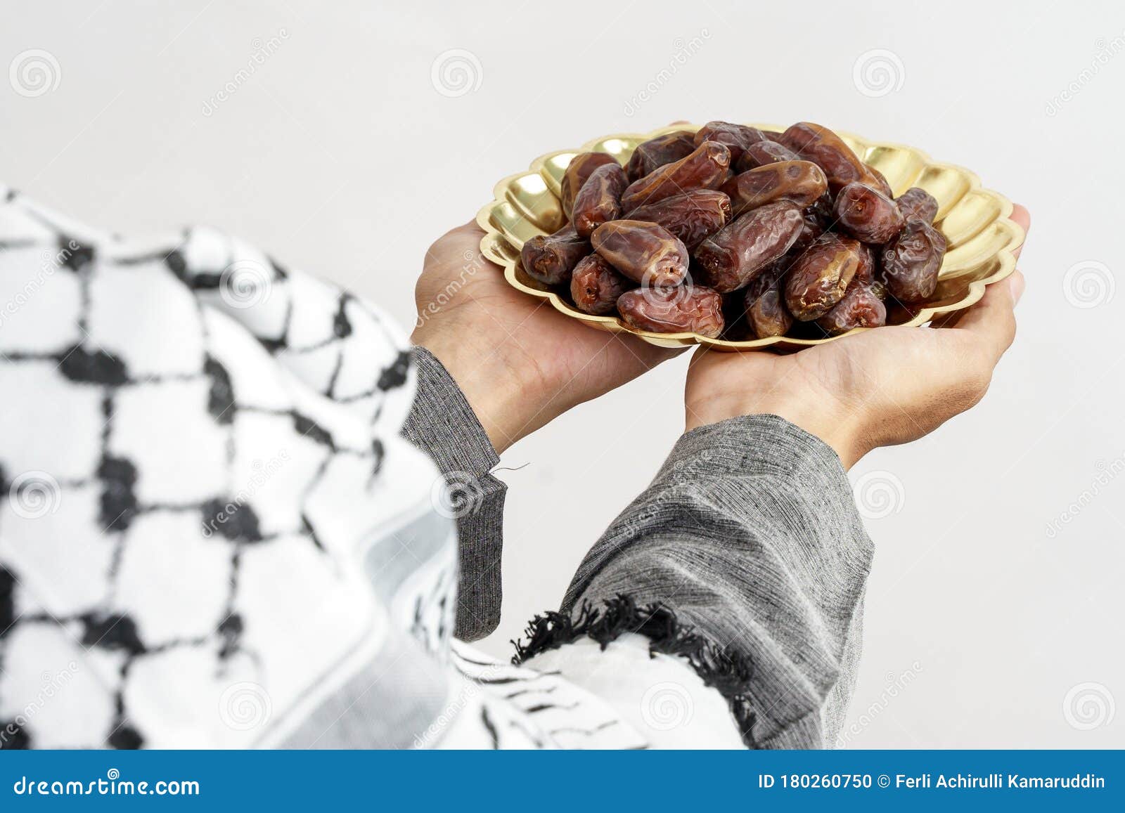 Hand Close Up Holding Dates Fruit Stock Photo - Image of fine, hand ...