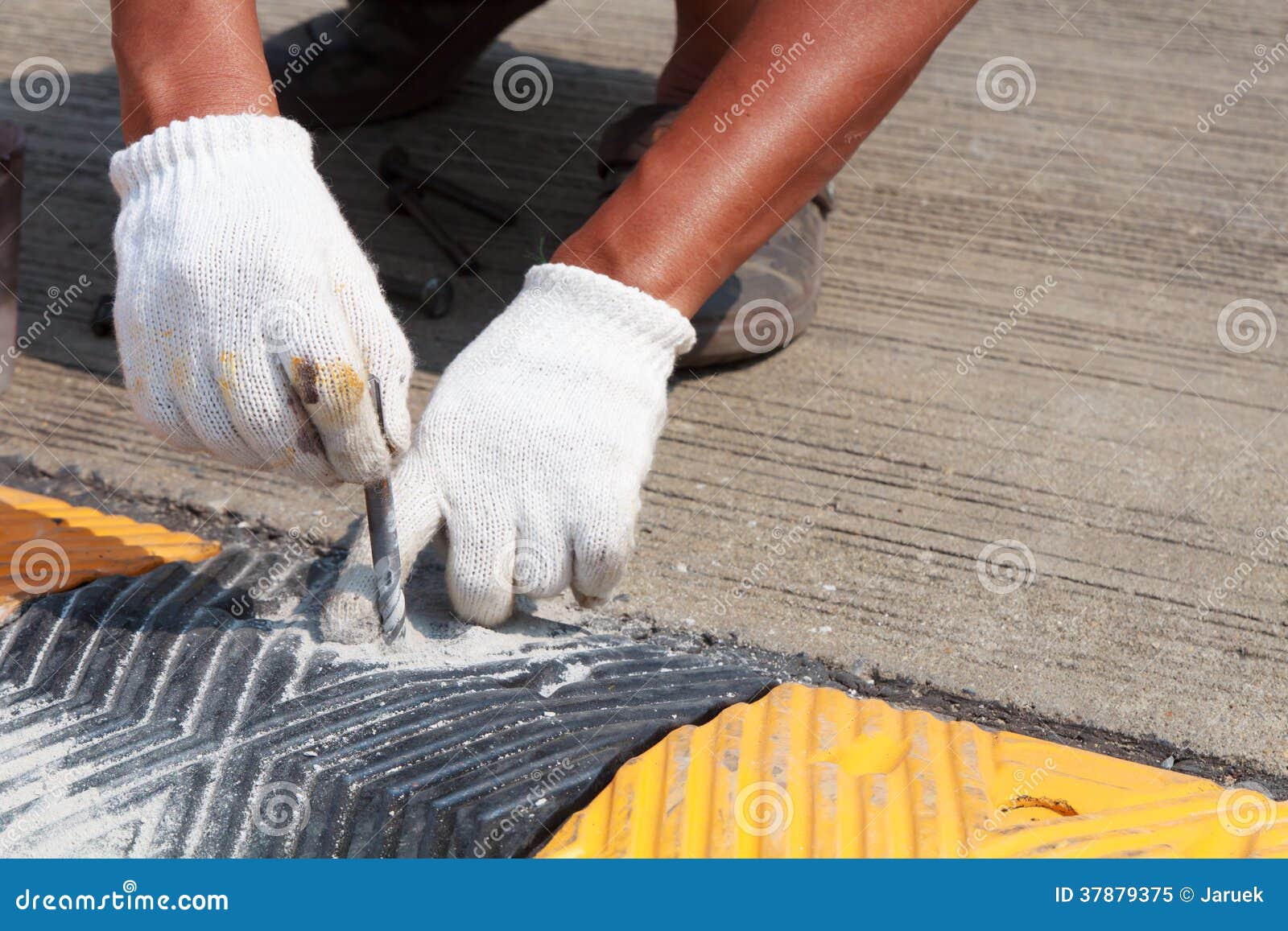 Hand of Construction Worker Stock Image - Image of steel, construct ...