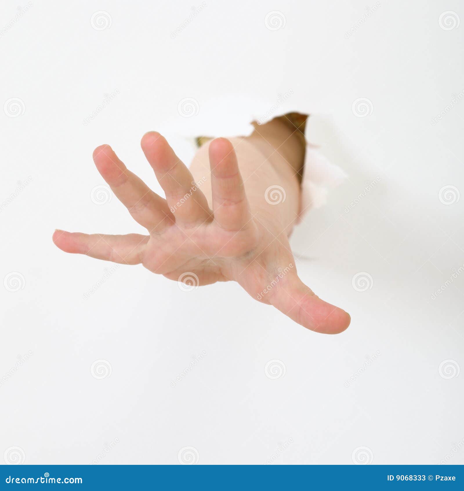 Hand Des Kindes Haften Heraus Vom Loch Stockbild - Bild von kindisch ...