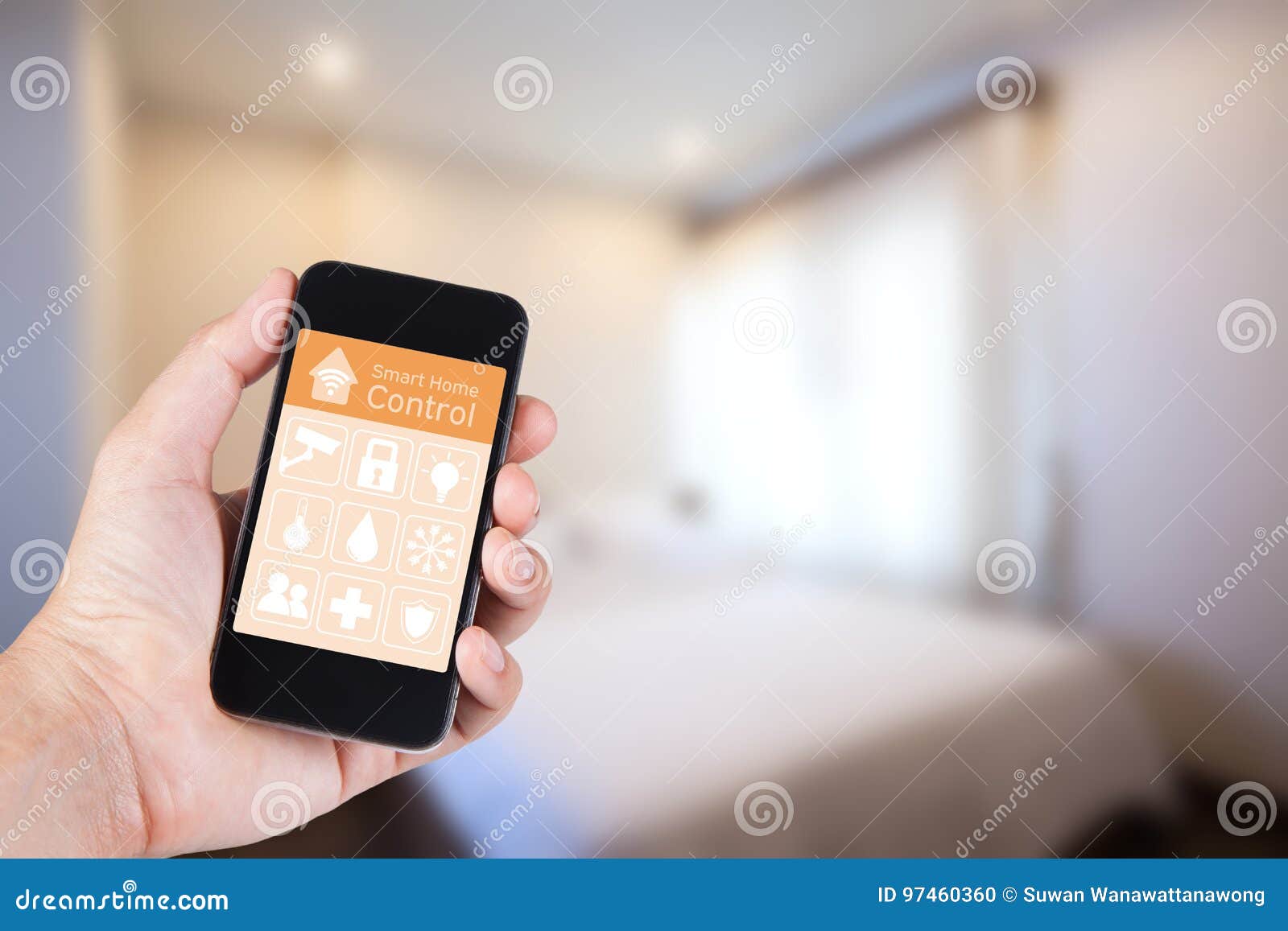 Hand Die Smartphone Gebruiken Aan Slim Huis App Op Mobiel Stock Foto ... Hand Die Smartphone Gebruiken Aan Slim Huis App Op Mobiel Stock Foto ...