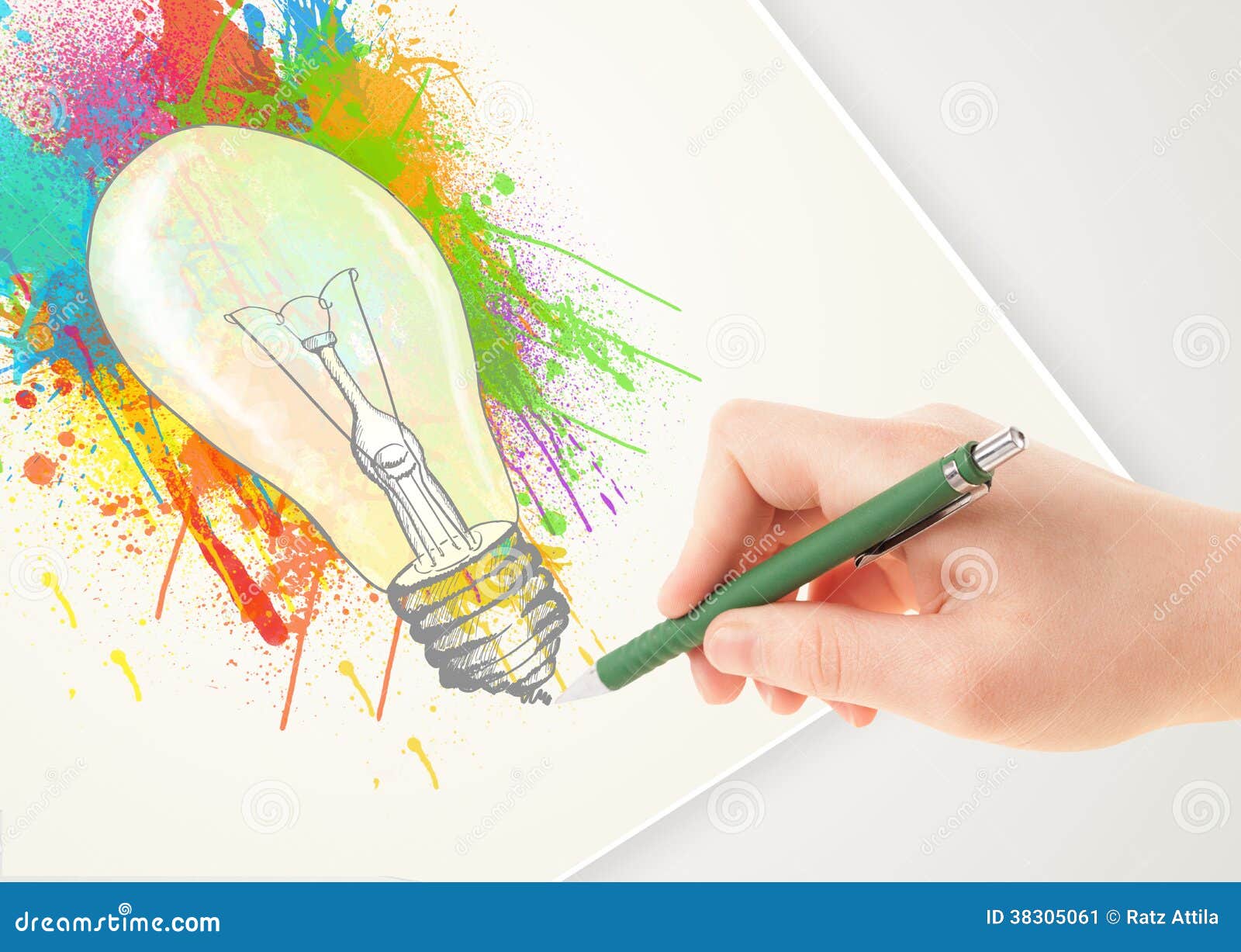 Hand Drawing Colorful Idea Light Bulb with a Pen Stock Illustration ...