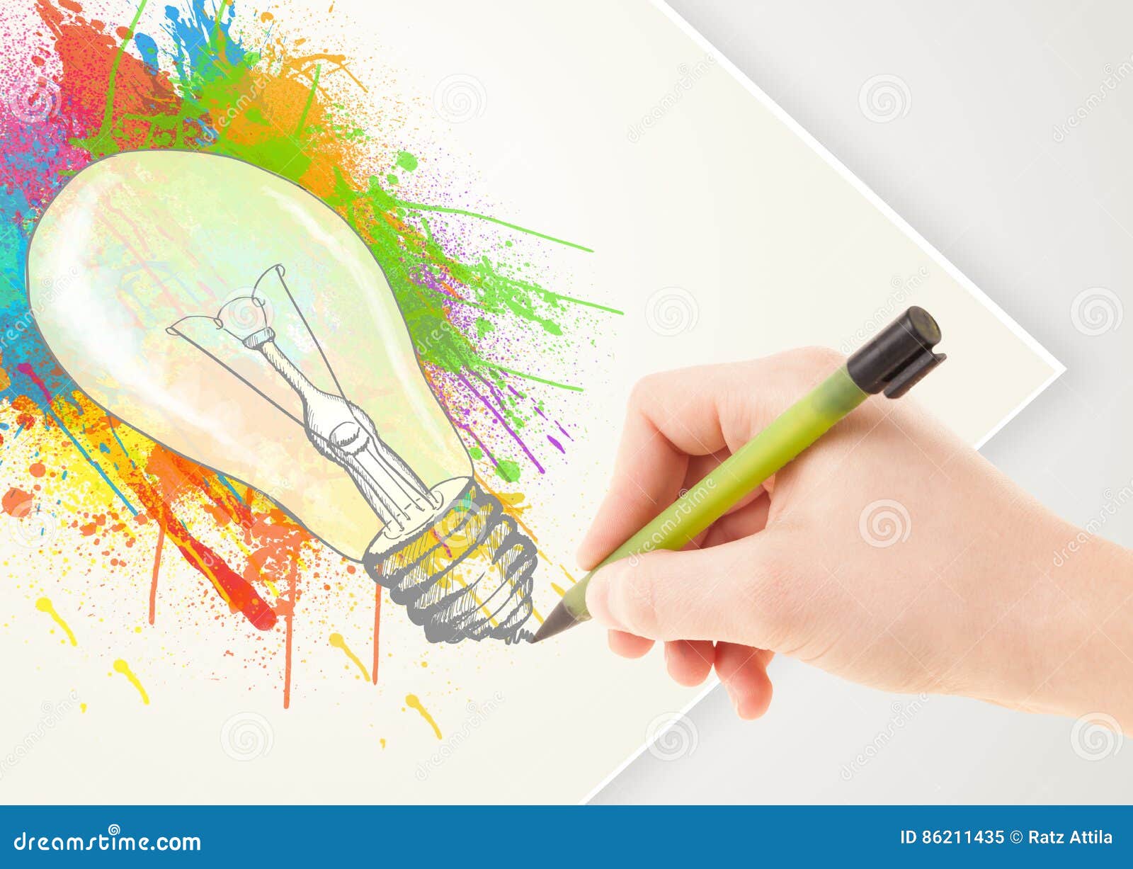 Hand Drawing Colorful Idea Light Bulb with a Pen Stock Illustration ...