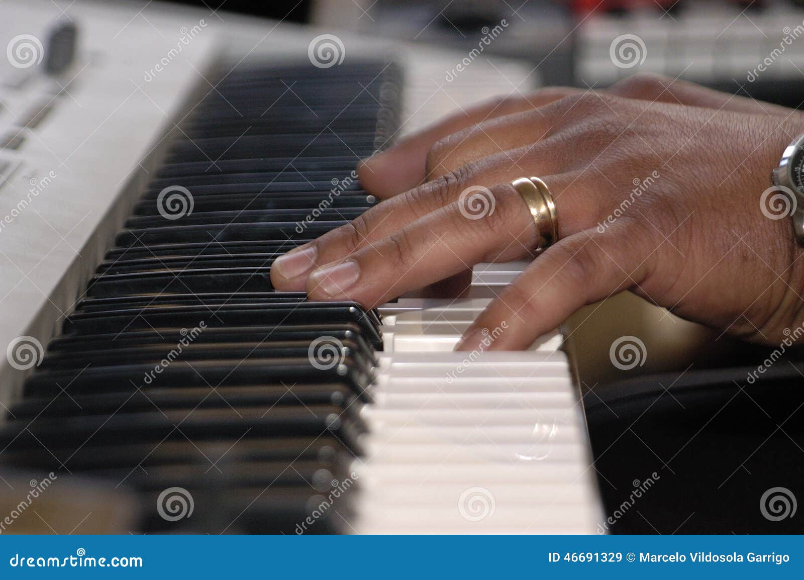 Hand on electronic organ stock image. Image of melody - 46691329
