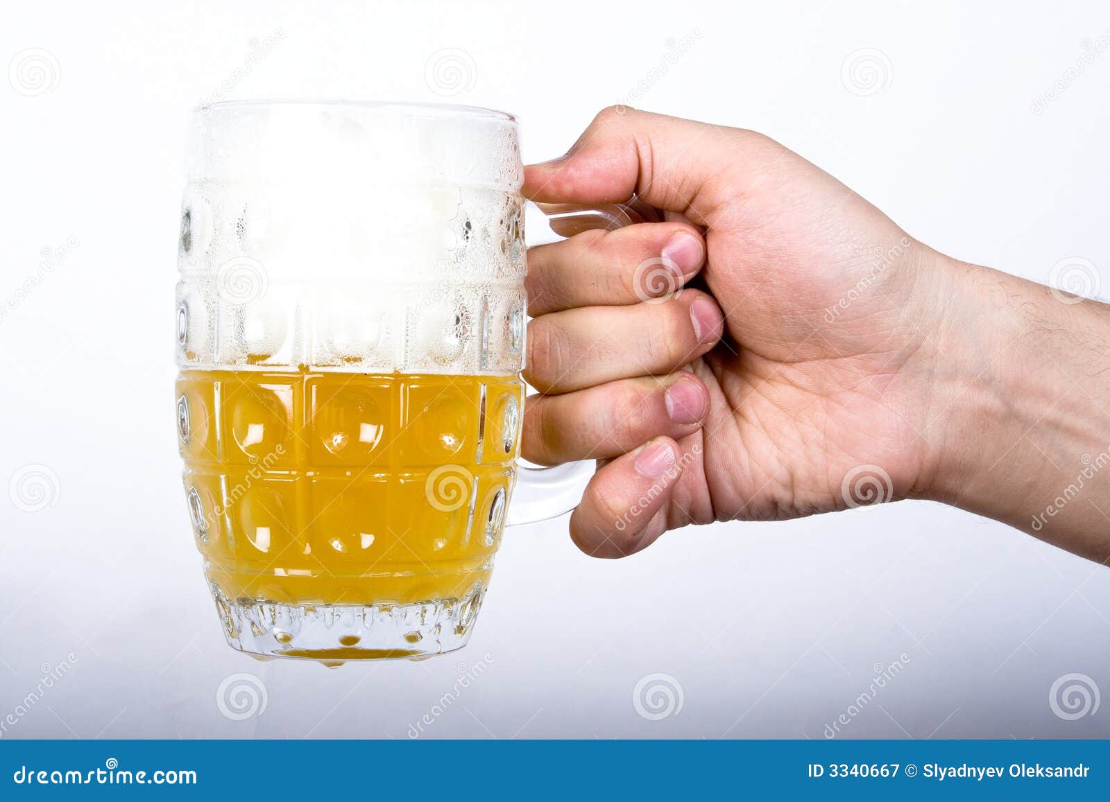 Hand with a glass of beer stock image. Image of german - 3340667