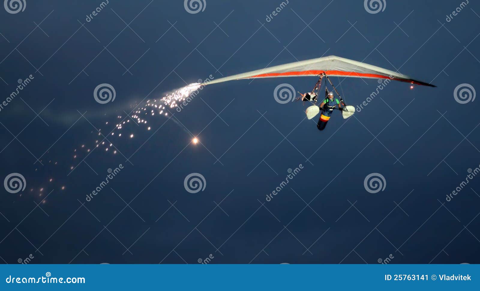 The Hand Glider Exhibition. Editorial Photo - Image of hobby ...