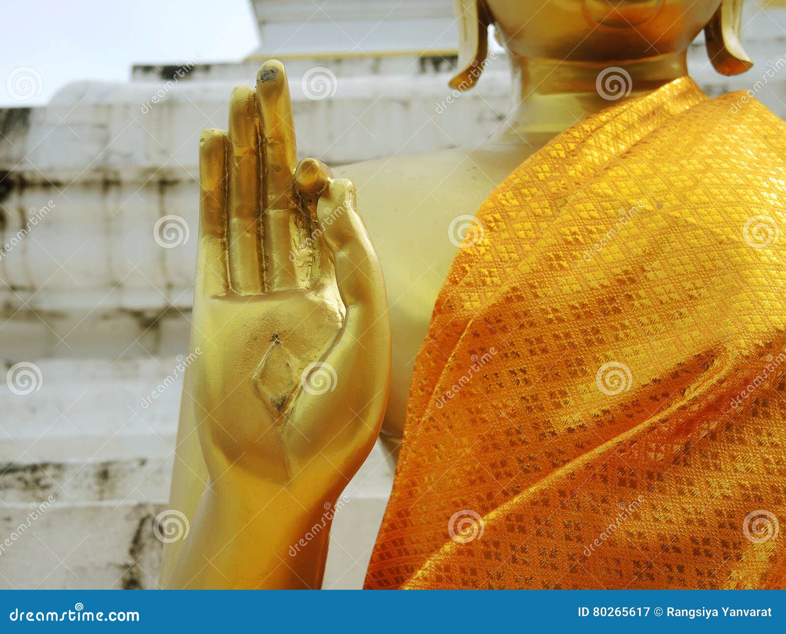 Hand of the golden Buddha stock image. Image of yoga - 80265617