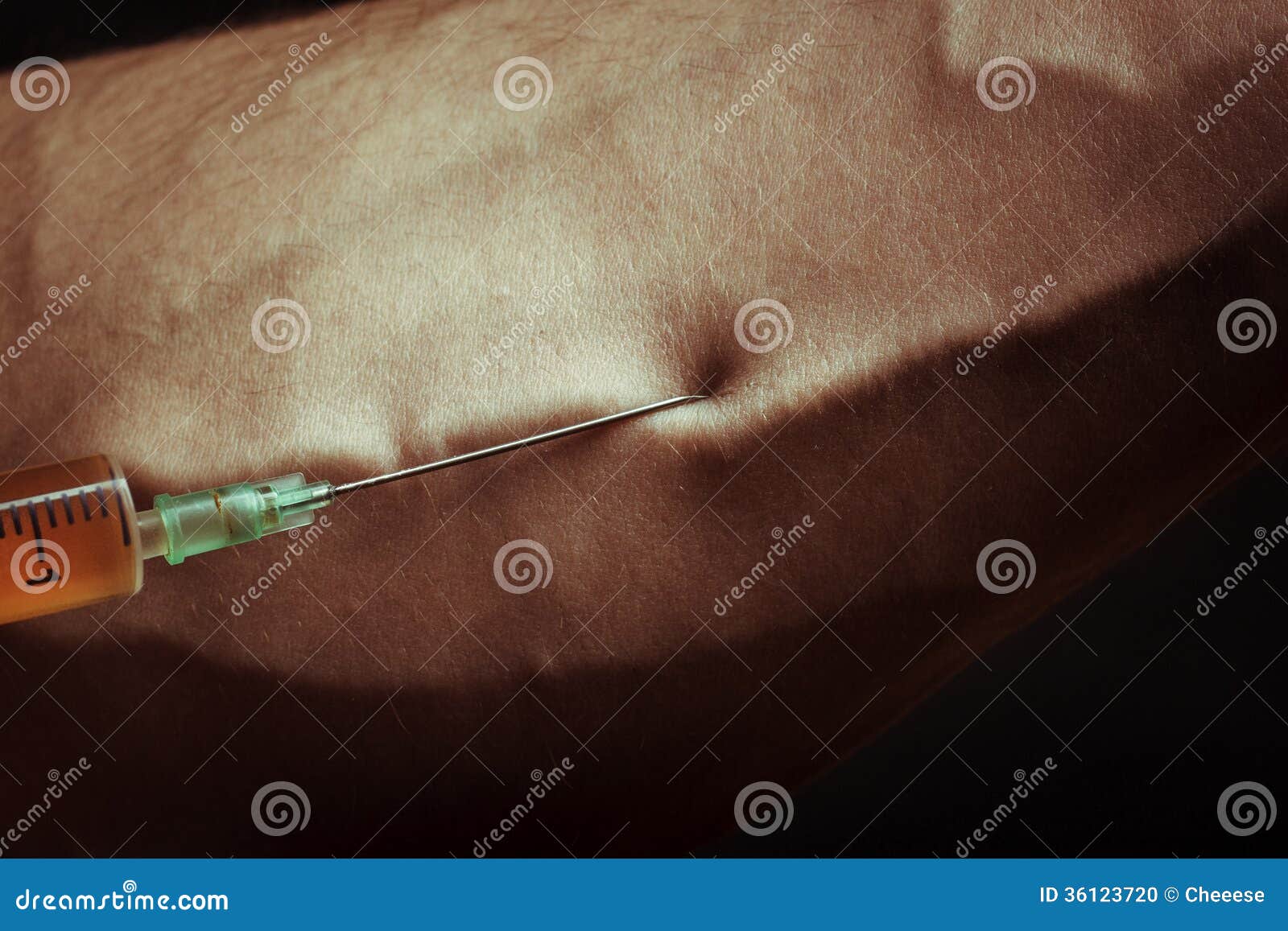 Hand with heroin syringe stock photo. Image of limb, closeup - 36123720