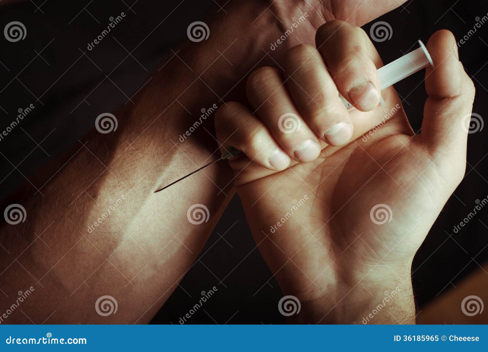 Hand with heroin syringe stock image. Image of human - 36185965