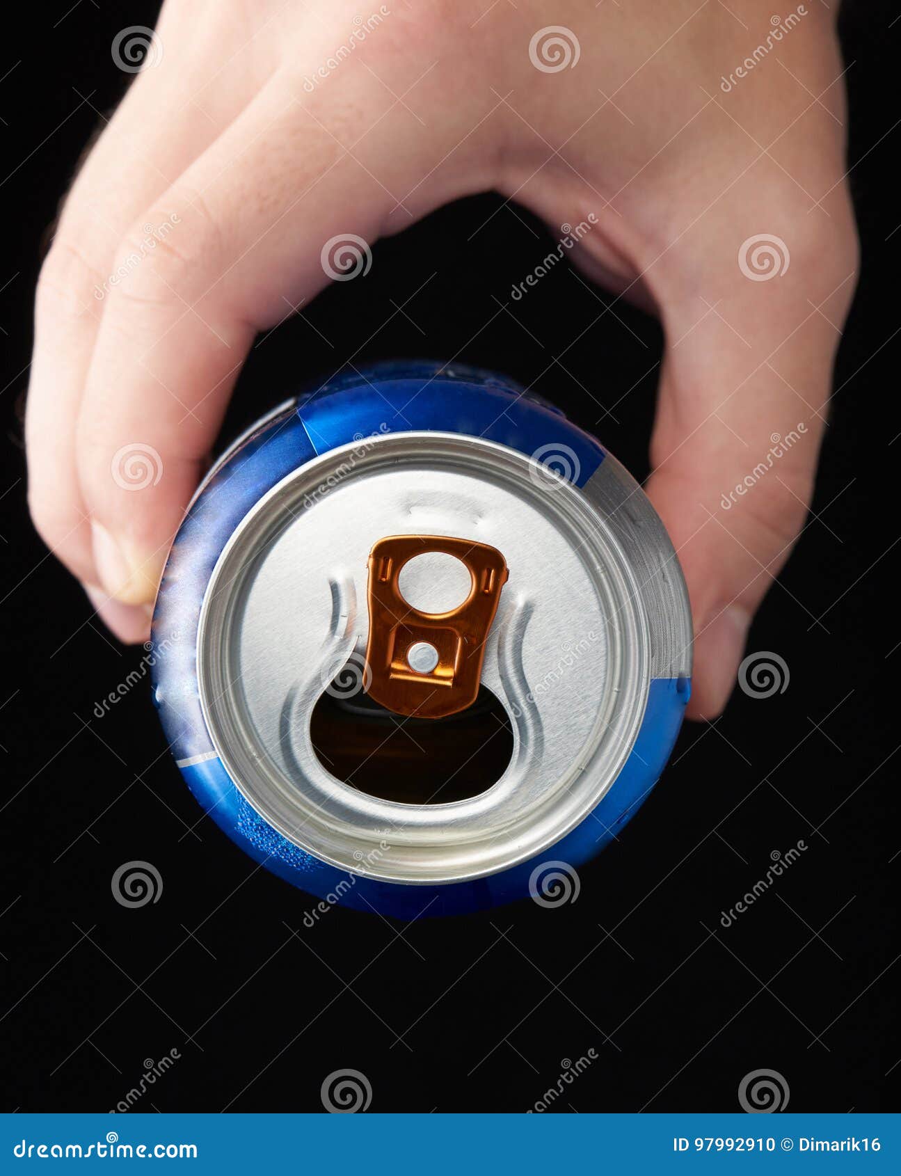 Hand hold metal can stock photo. Image of food, alcohol - 97992910