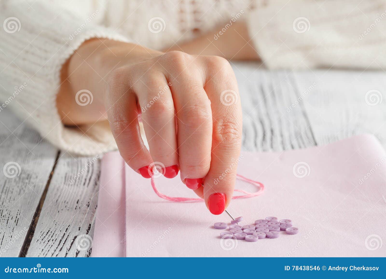 Hand Hold Needle Sew a Button Stock Photo - Image of needlework, woman ...