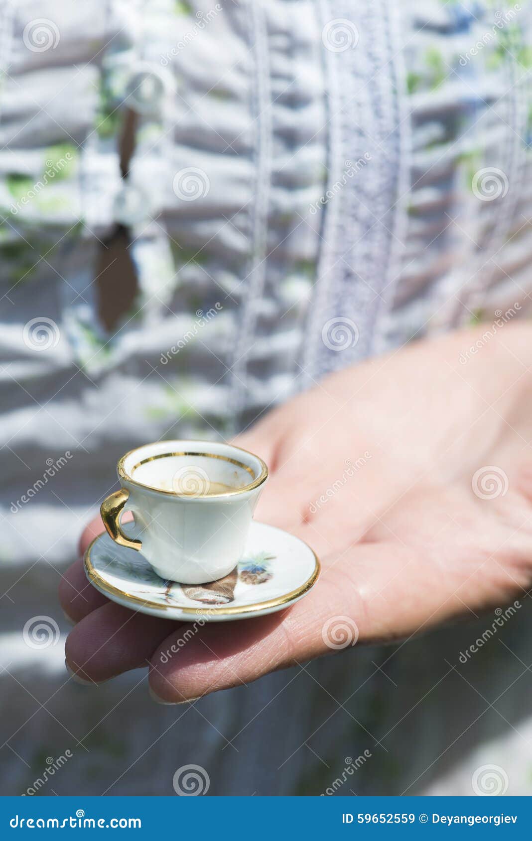 Hand Hold Small Cup of Coffee Stock Image - Image of small, color: 59652559