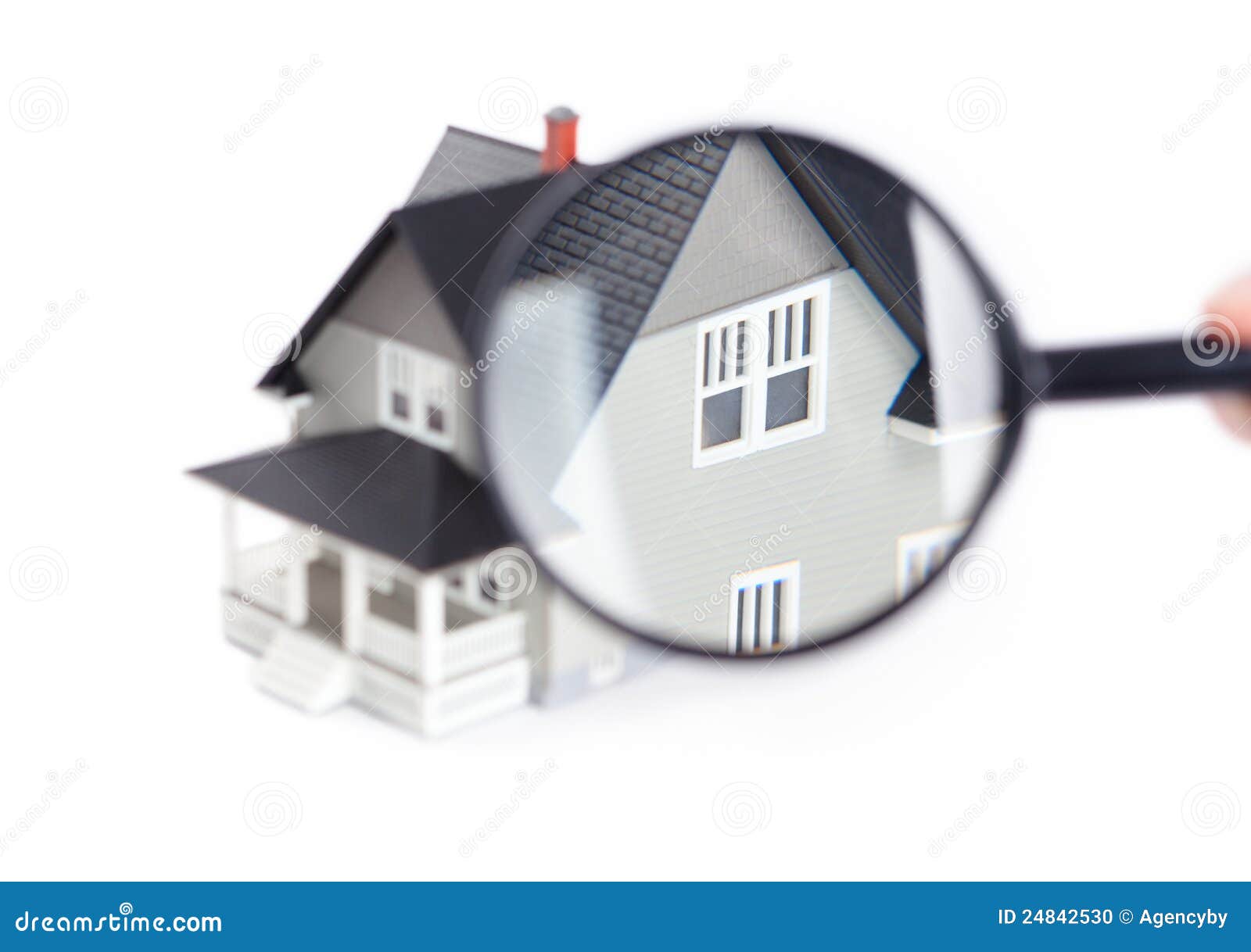 Hand Holding Magnifying Glass in Front of House Stock Photo - Image of ...