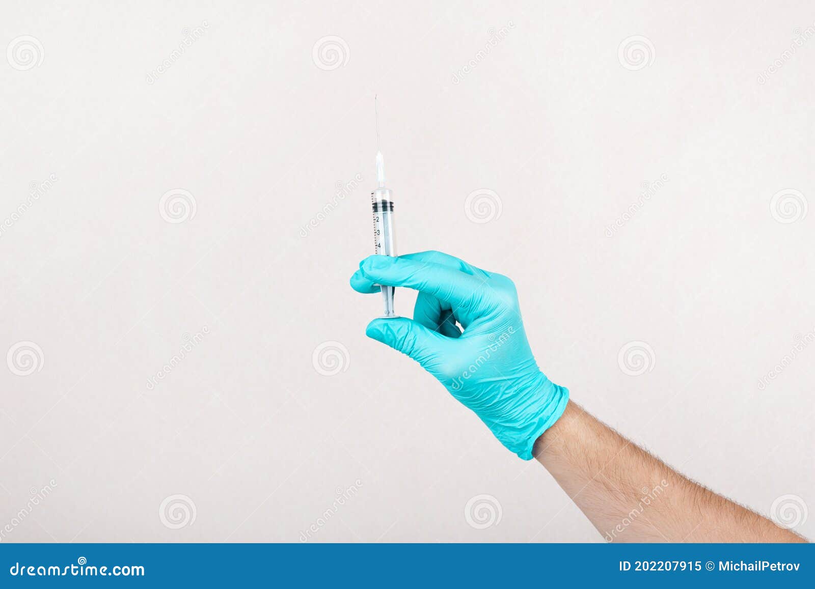 Hand Holding Medical Syringe Needle on Background Stock Image - Image ...