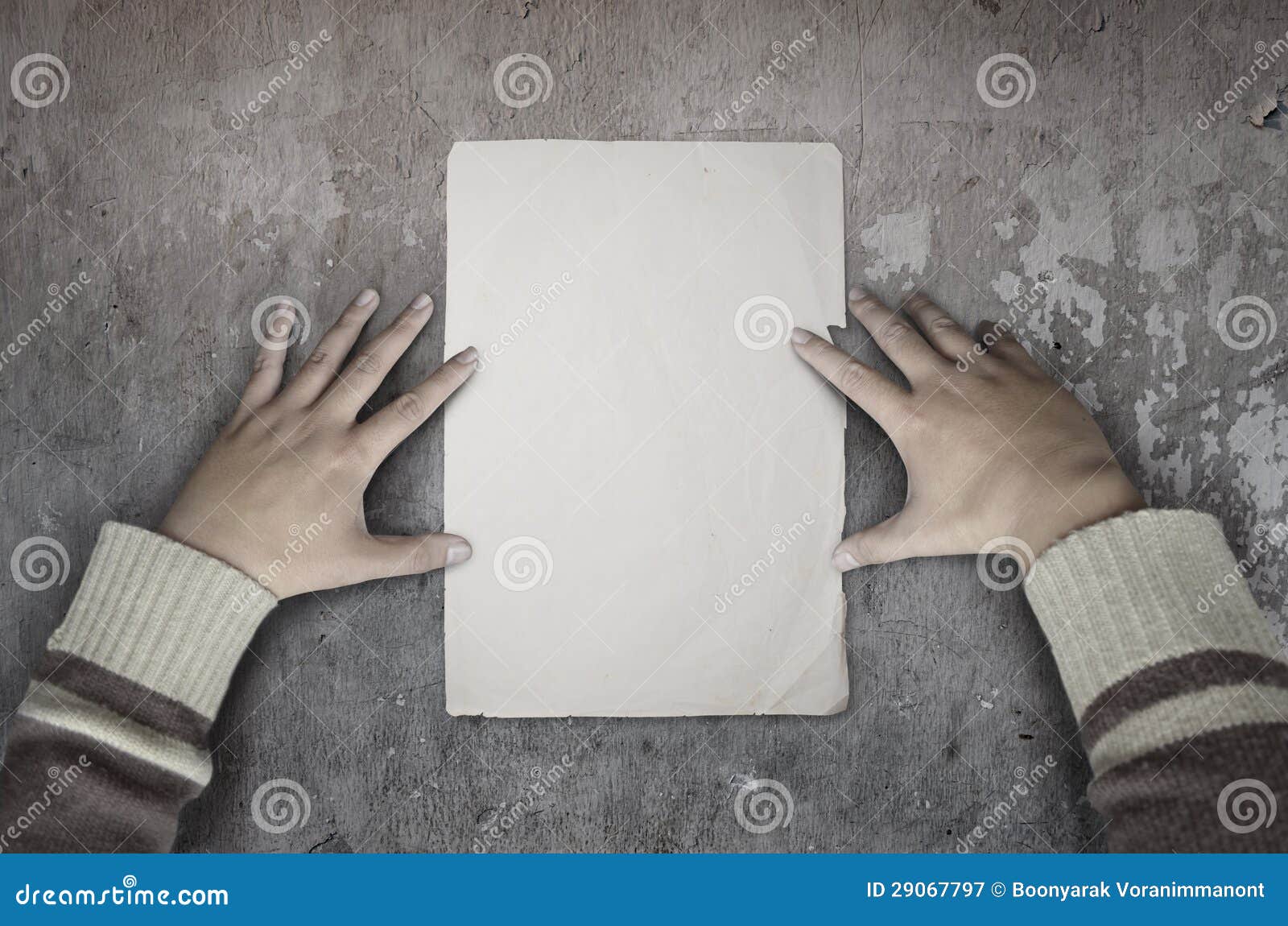 Hand holding paper stock image. Image of finger, memo - 29067797