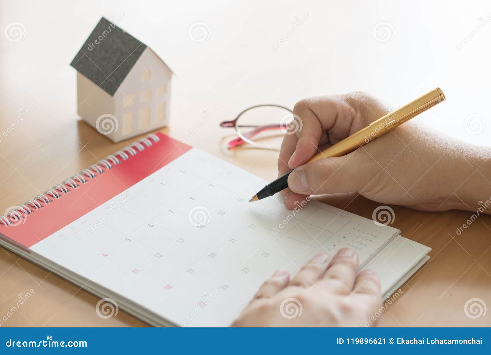 Hand Holding Pen and Calendar Stock Image - Image of organizer, felt ...