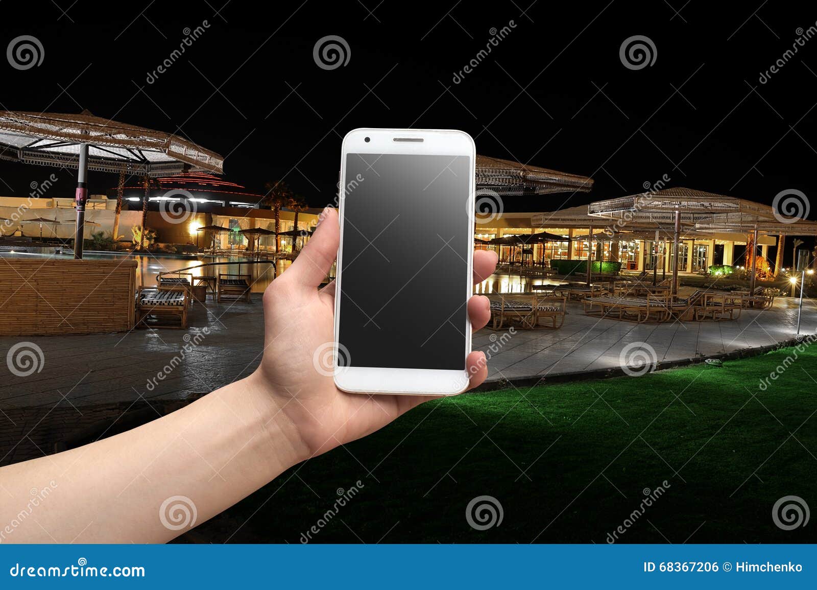 Hand Holding a Phone at Night Stock Photo - Image of parasol, messaging ...