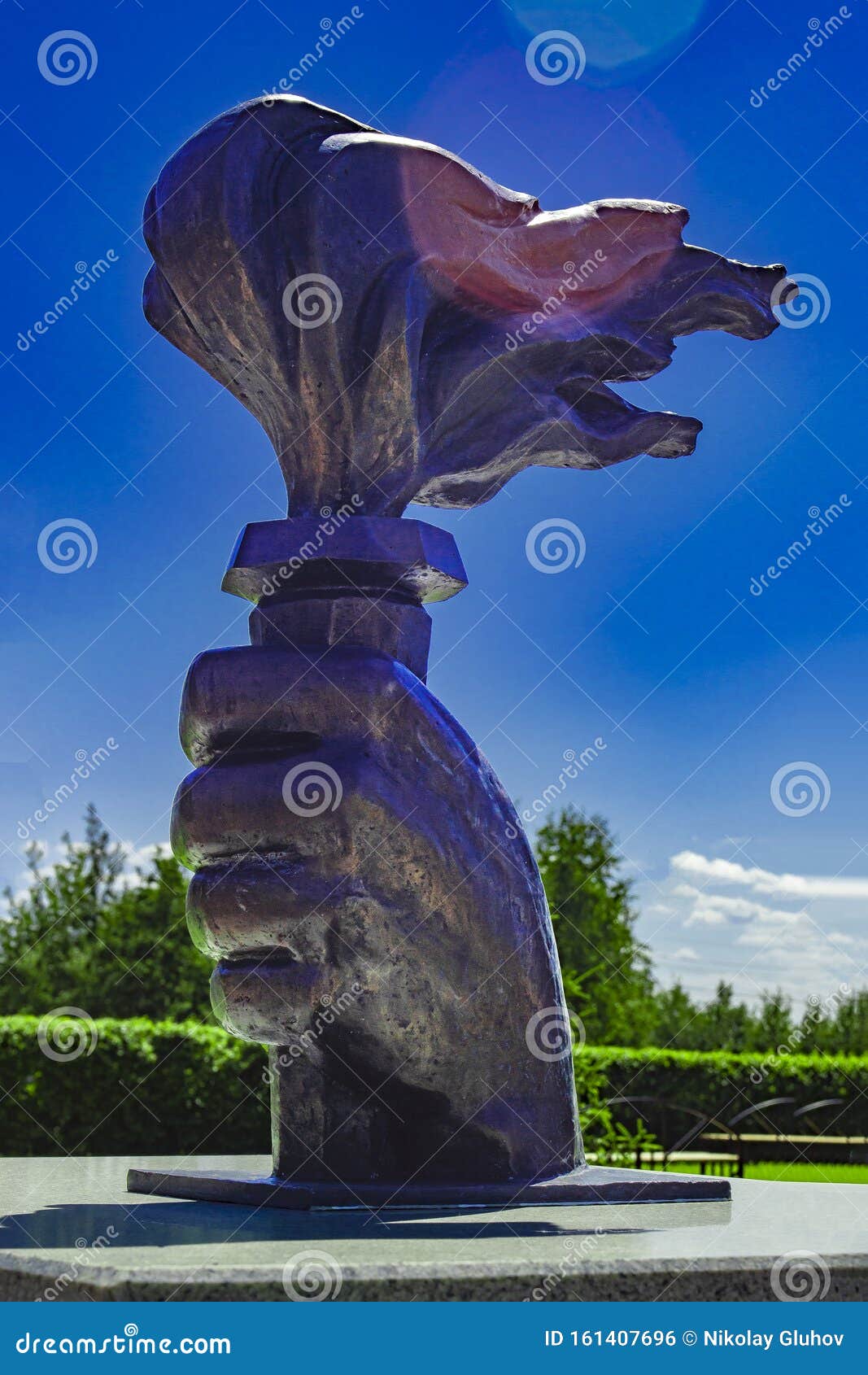Hand Holding a Torch, a Monument. Editorial Photo - Image of close ...