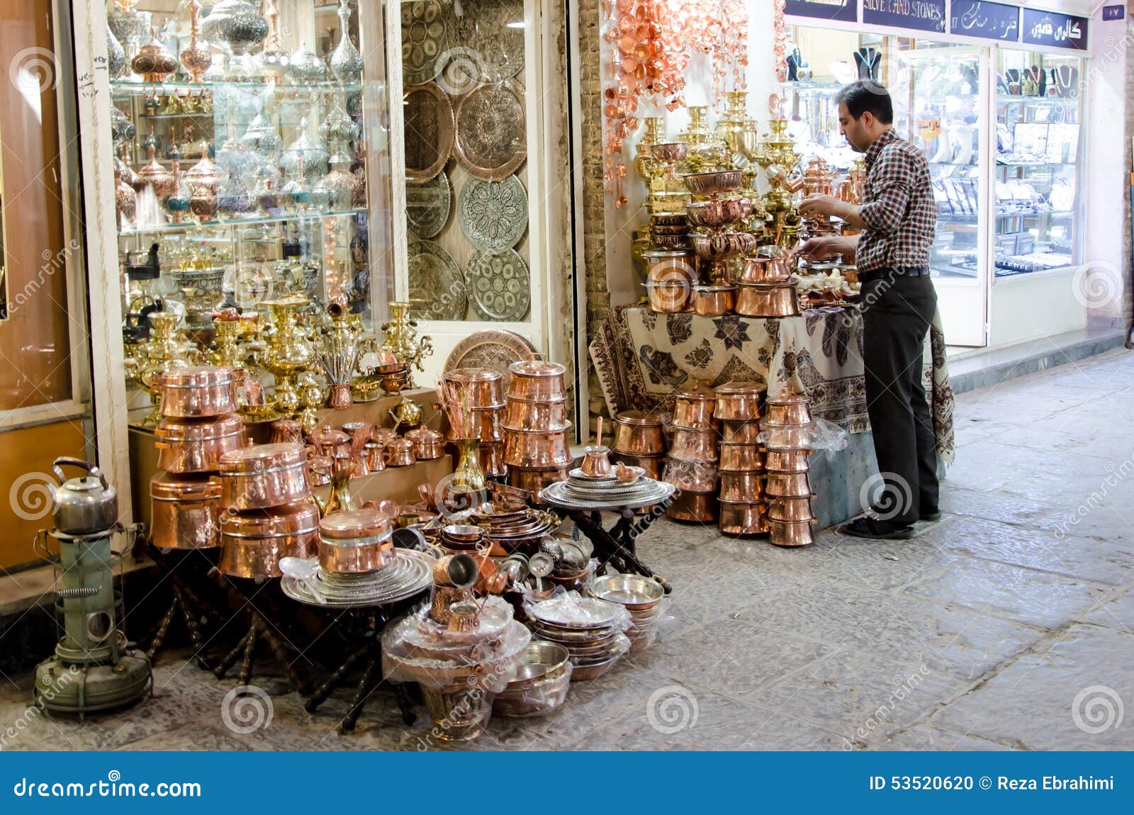 Hand made dishes store editorial image. Image of copper - 53520620