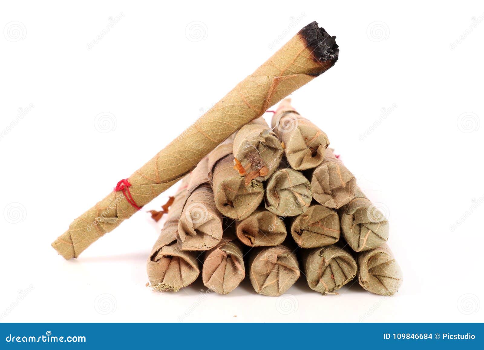 Hand-made Tobacco Cigarettes Stock Photo - Image of stop, smoking ...