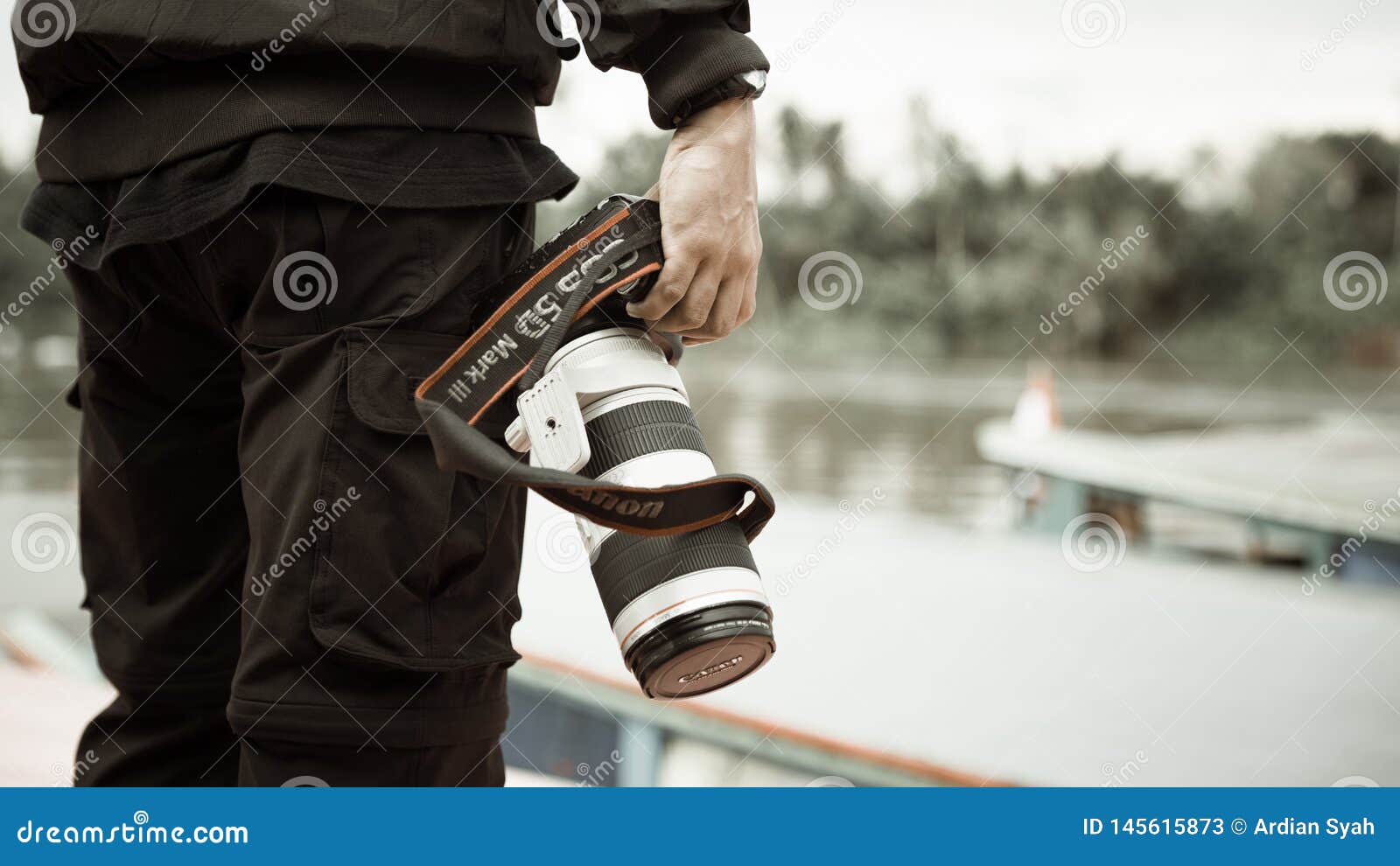 Hand of a Man Holding Camera Editorial Stock Photo - Image of happiness ...