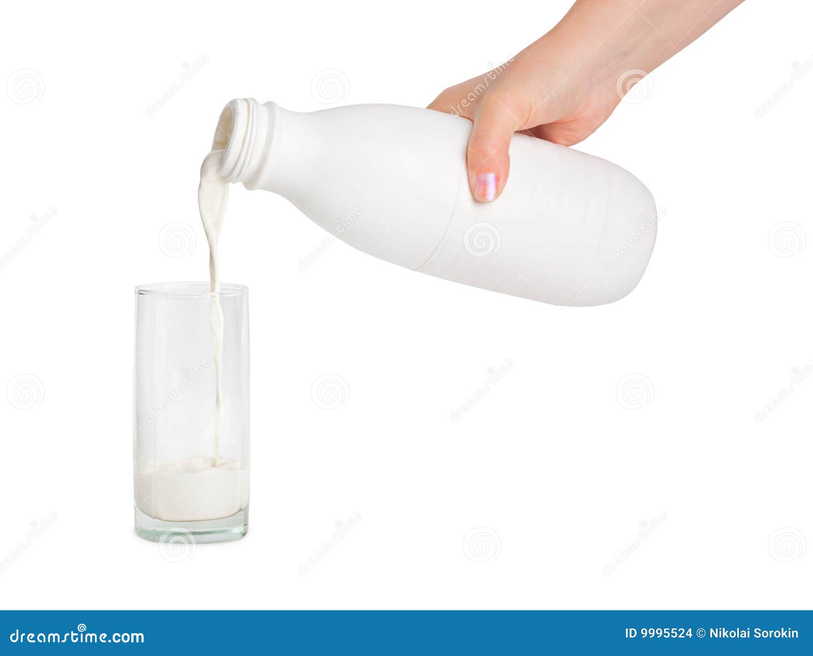 Hand met melkfles en glas stock foto. Image of gastronomisch - 9995524