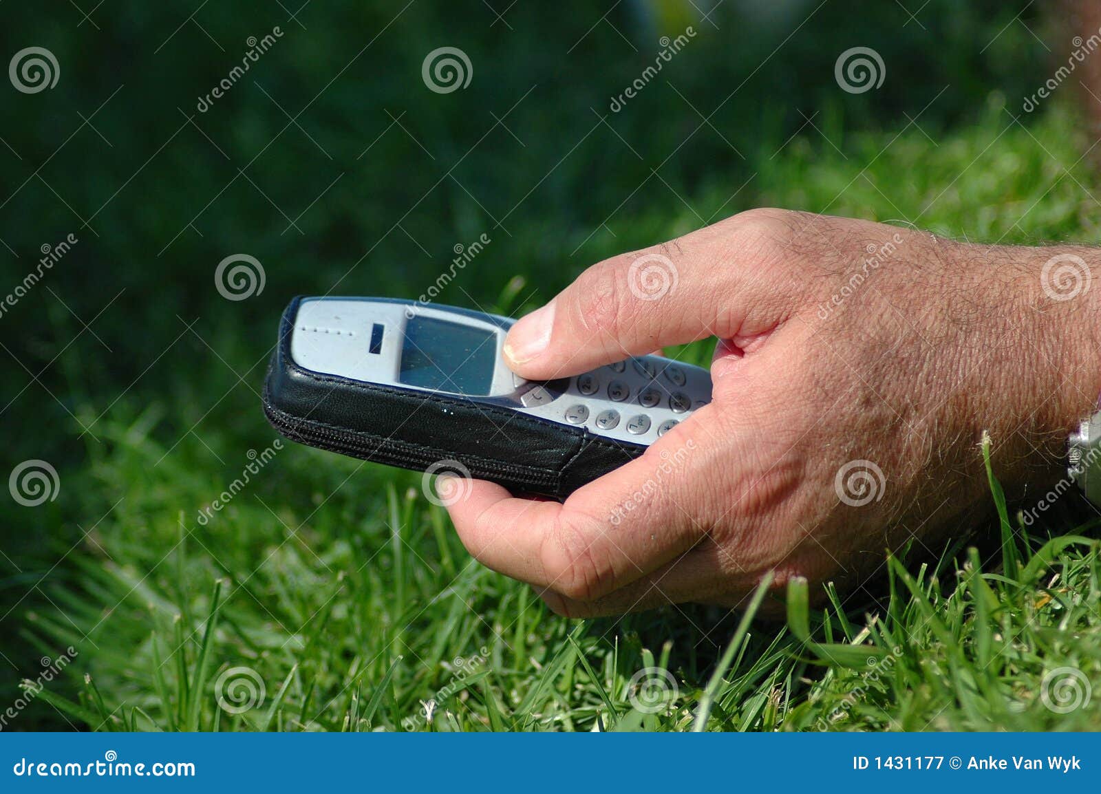 Hand and mobile phone stock image. Image of cellphones - 1431177