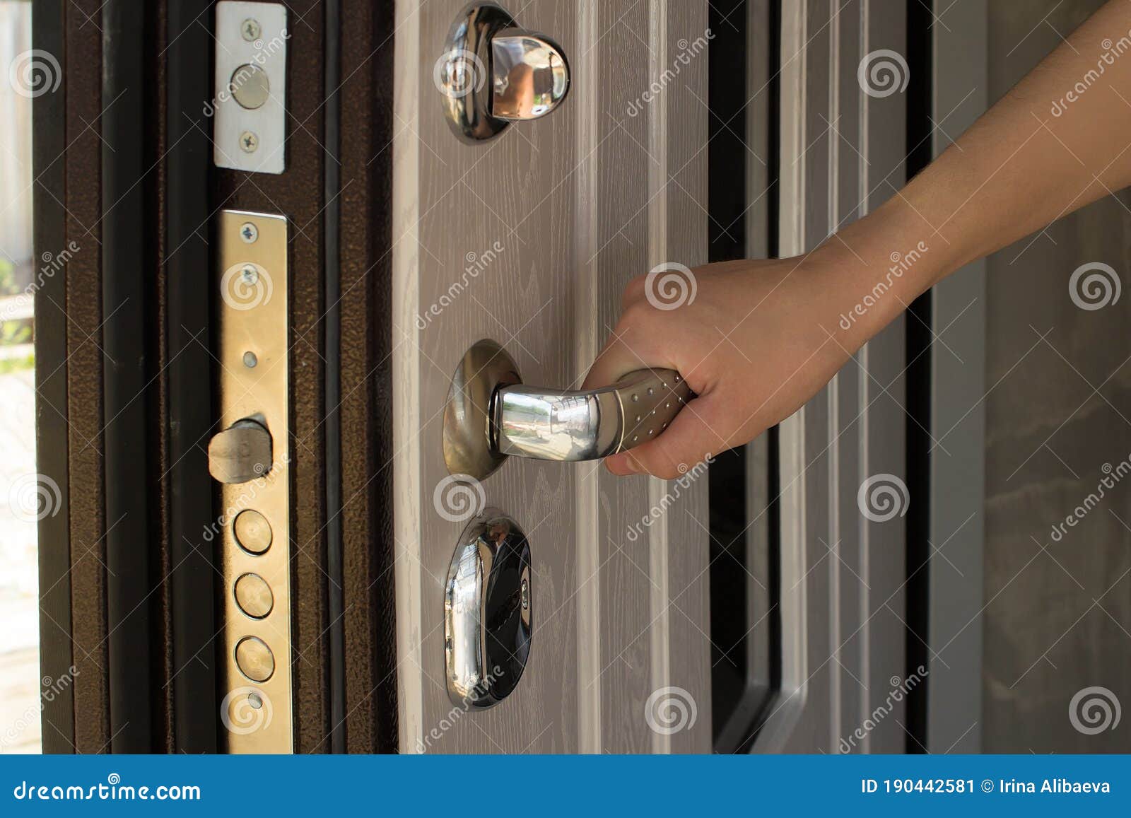 Hand Opened the Front Door by Handle Stock Image - Image of enter, lock ...