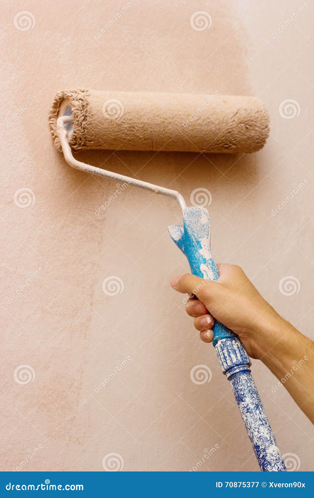 Hand painting wall stock image. Image of handy, paintbrush - 70875377