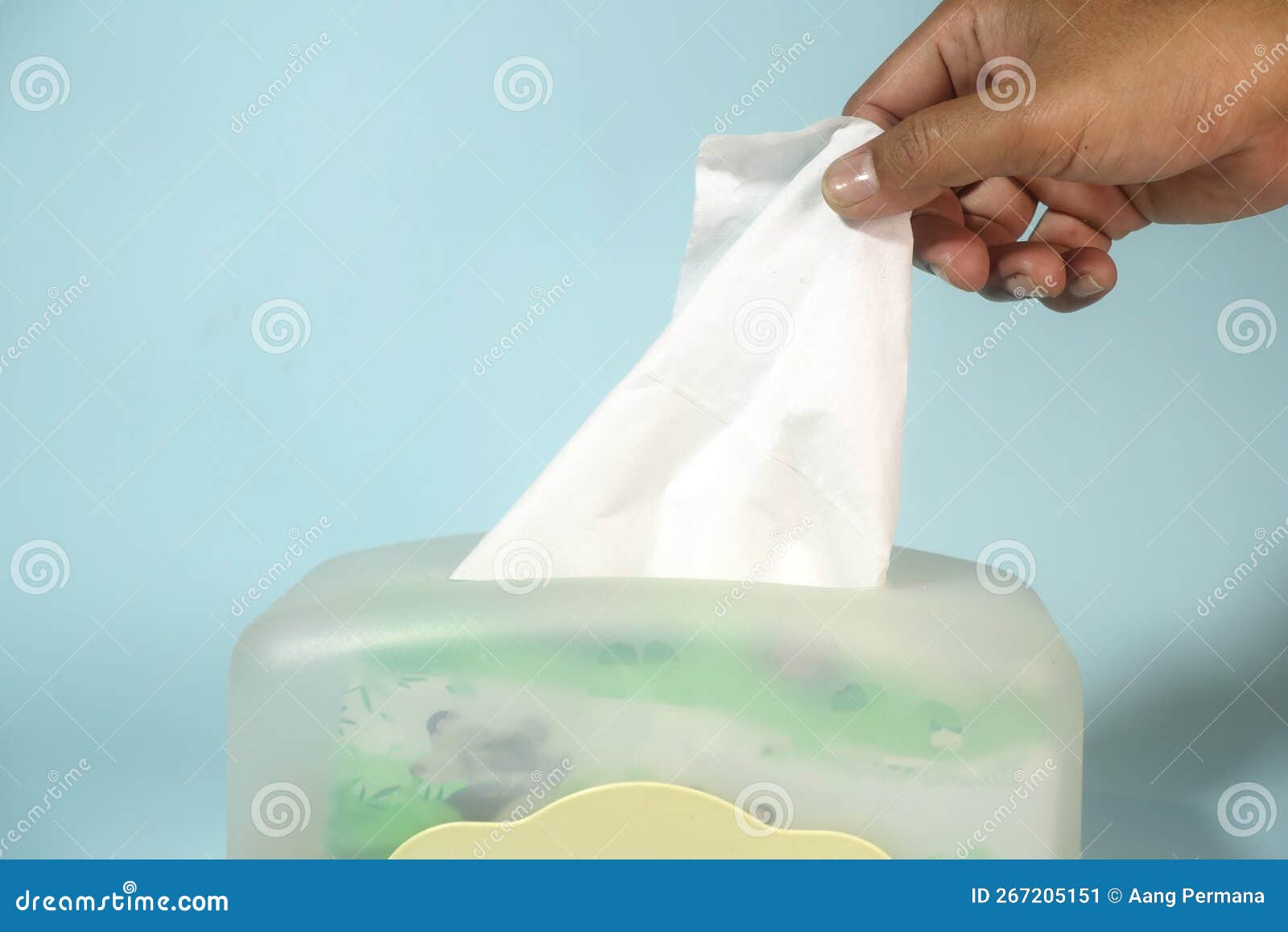 Hand Pulling Facial Tissue from the Box Stock Image - Image of hygienic ...
