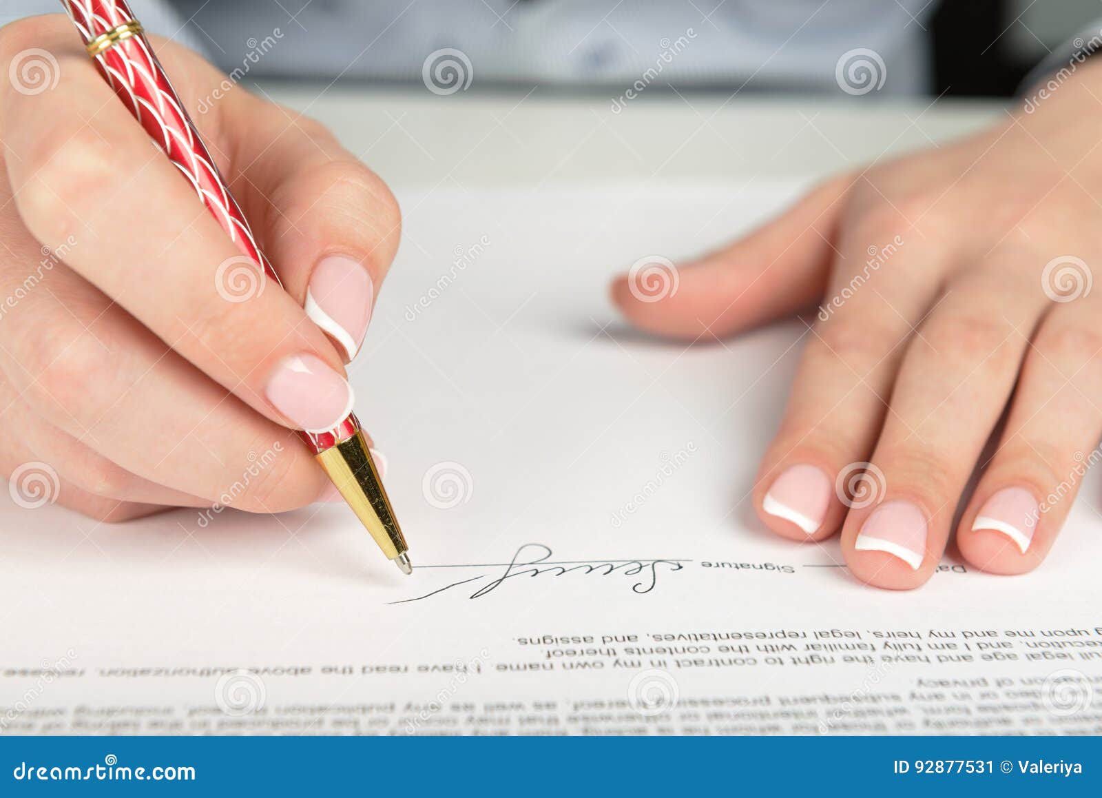 Hand signing a contract stock image. Image of manager - 92877531