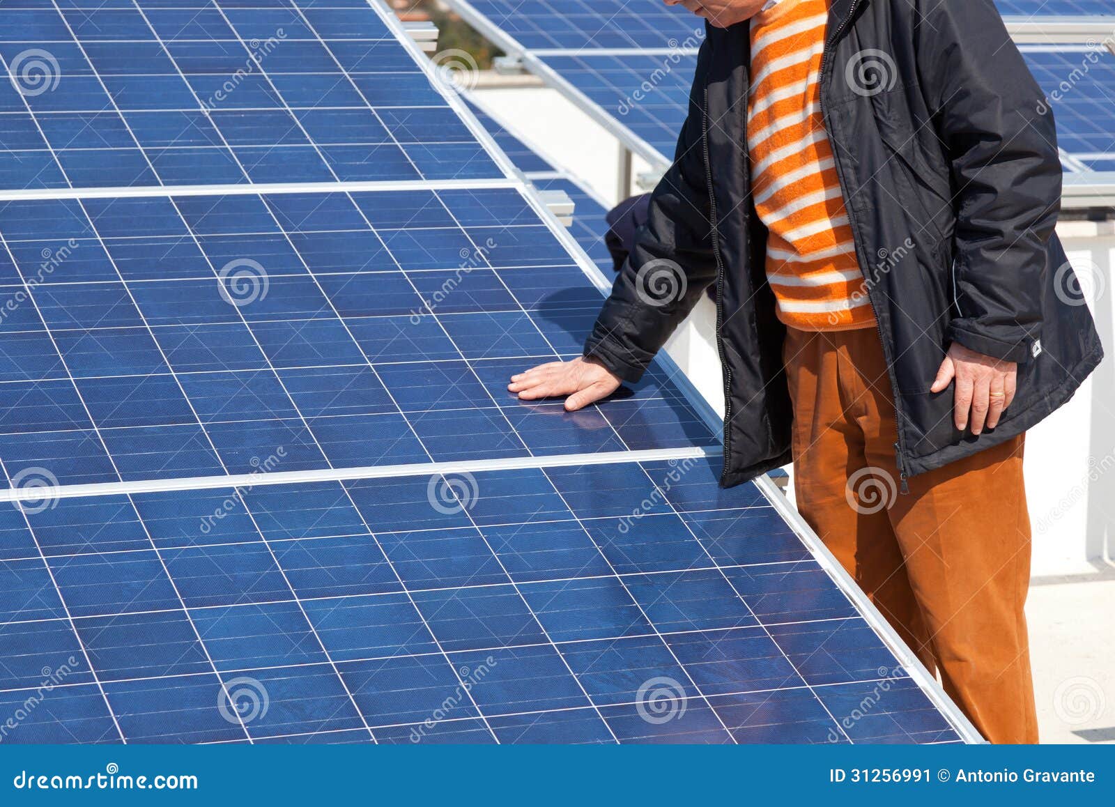 Hand on solar panel stock image. Image of field, glass - 31256991