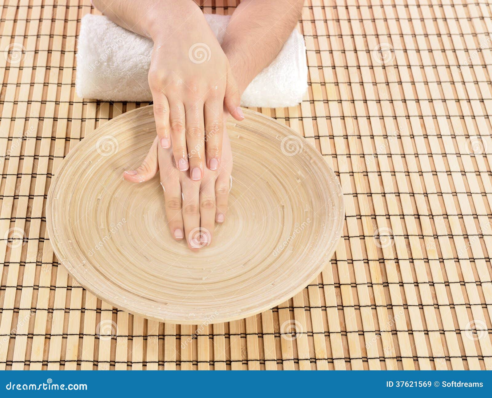 Hand spa beauty treatment stock image. Image of bath - 37621569
