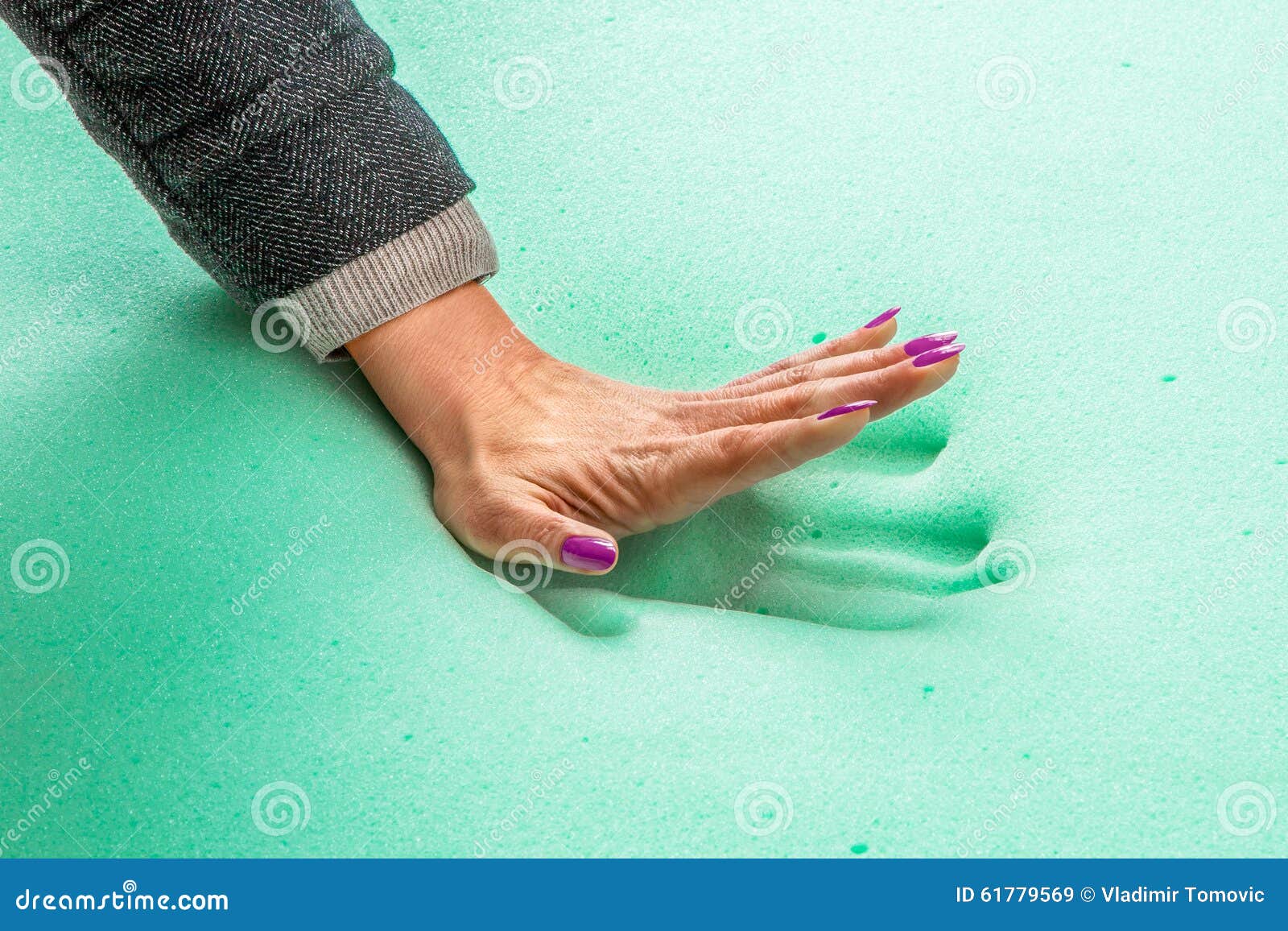 381 Memory Foam Hand Stock Photos - Free & Royalty-Free Stock Photos ...