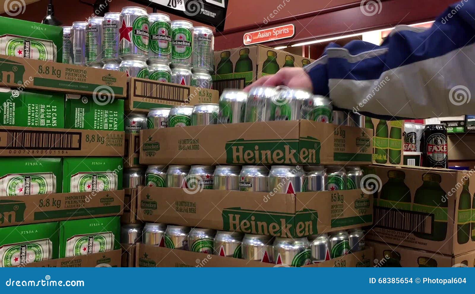 A Hand Takes Bottles of Heineken Beer Stock Footage - Video of shopper ...