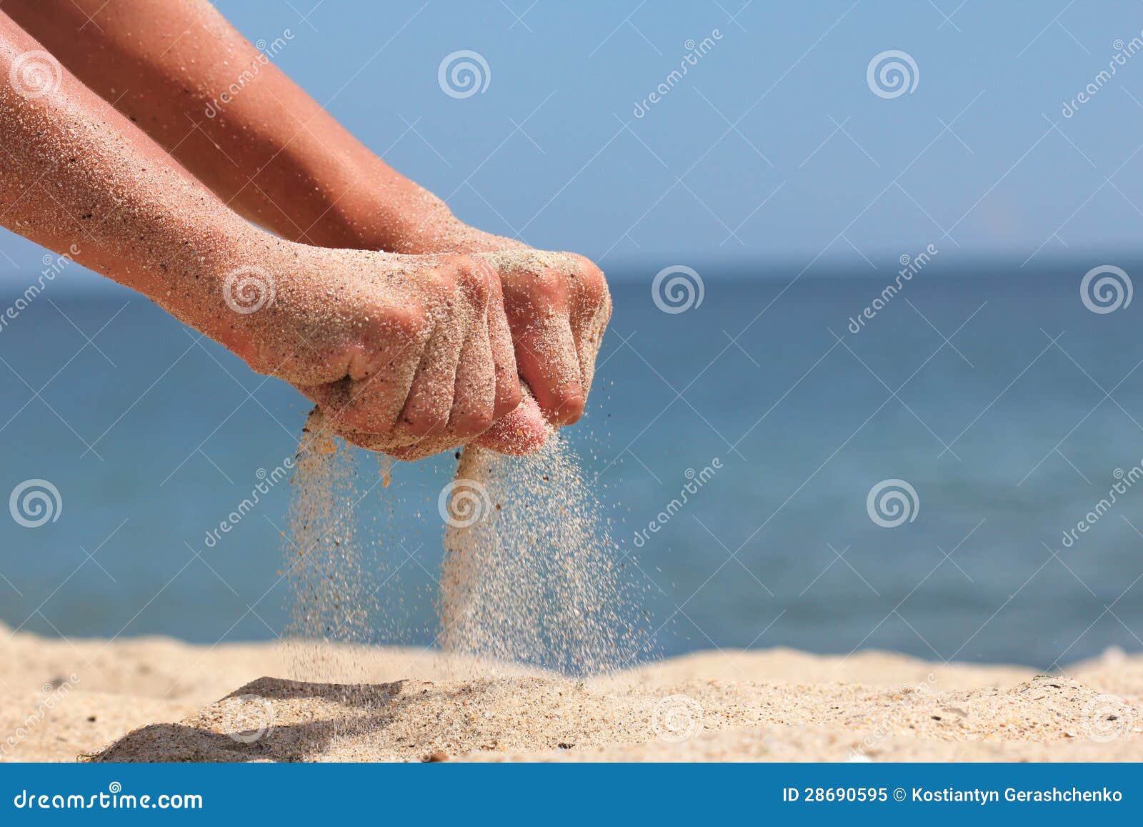 Hand throws sand stock image. Image of desert, nature - 28690595