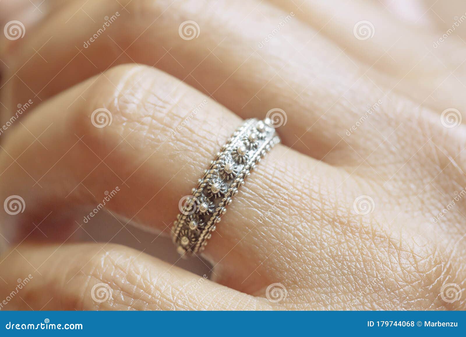 Hand Wearing Elegant Silver Ring Stock Photo - Image of fashion, silver ...