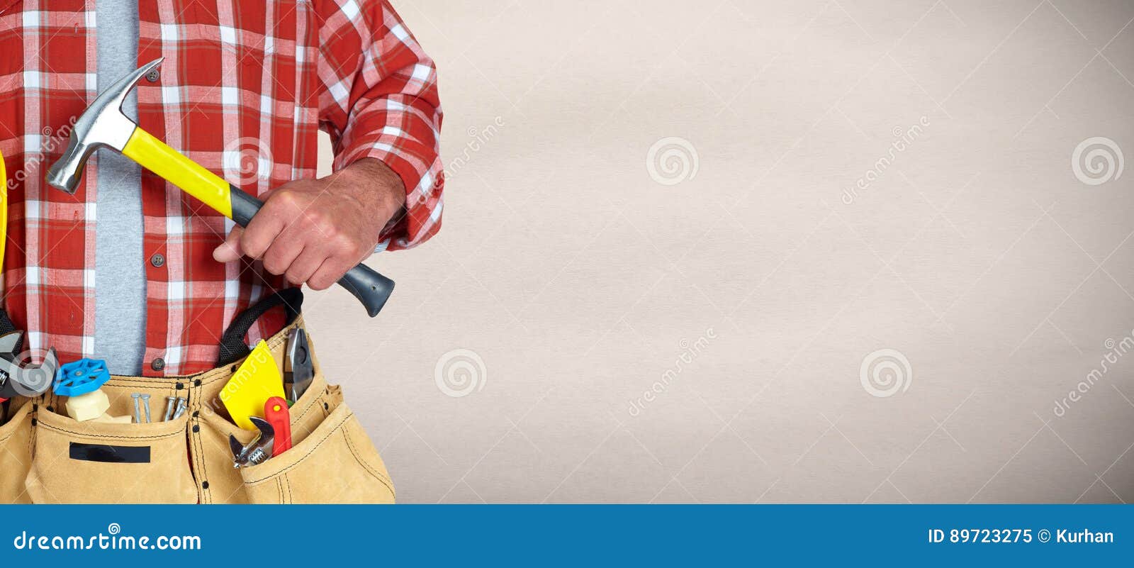 Hand of Worker with a Hammer. Stock Image - Image of faucet, fettler ...