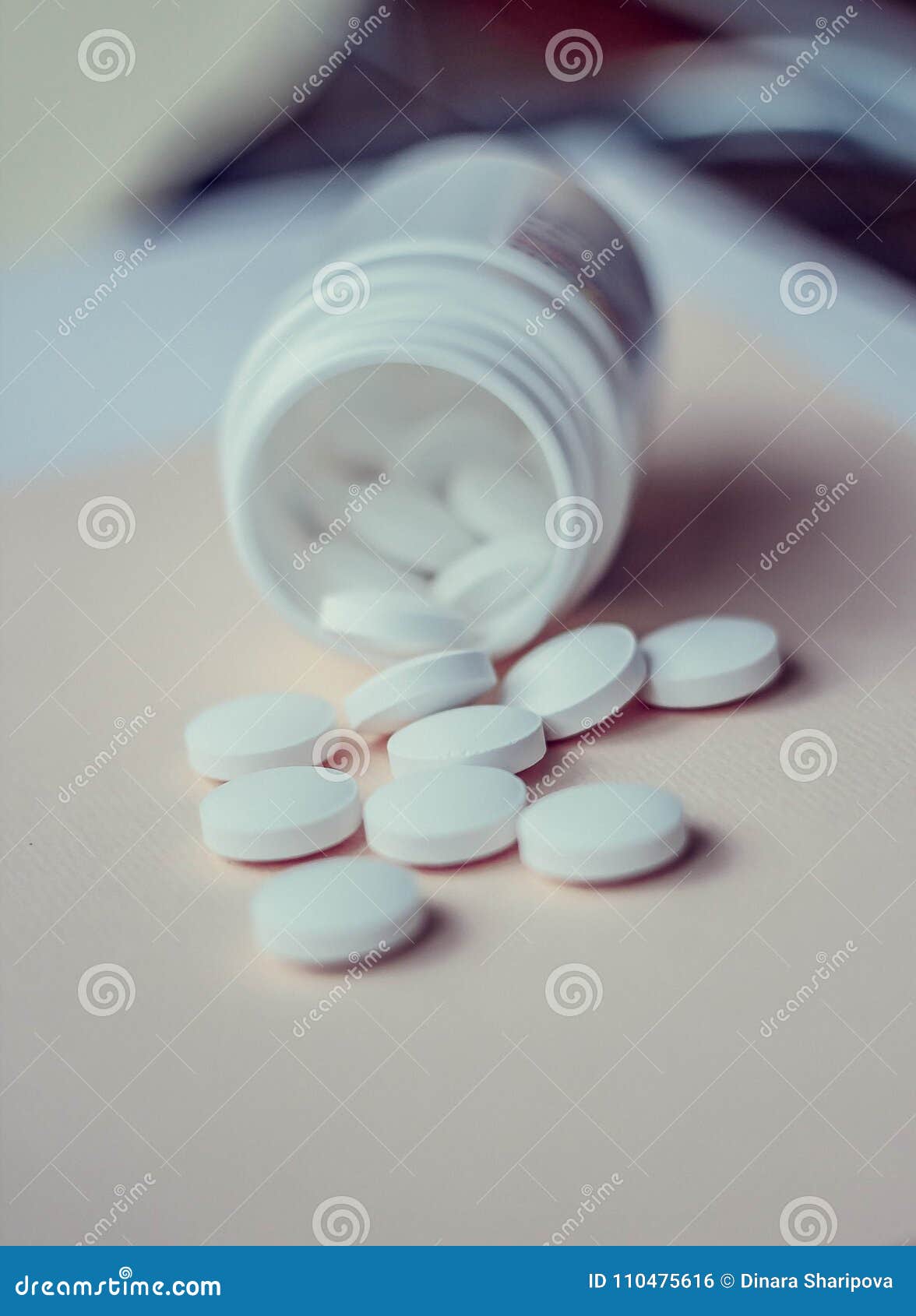 A Handful of White Large Tablets on a Peach Background, Vitamins Stock ...
