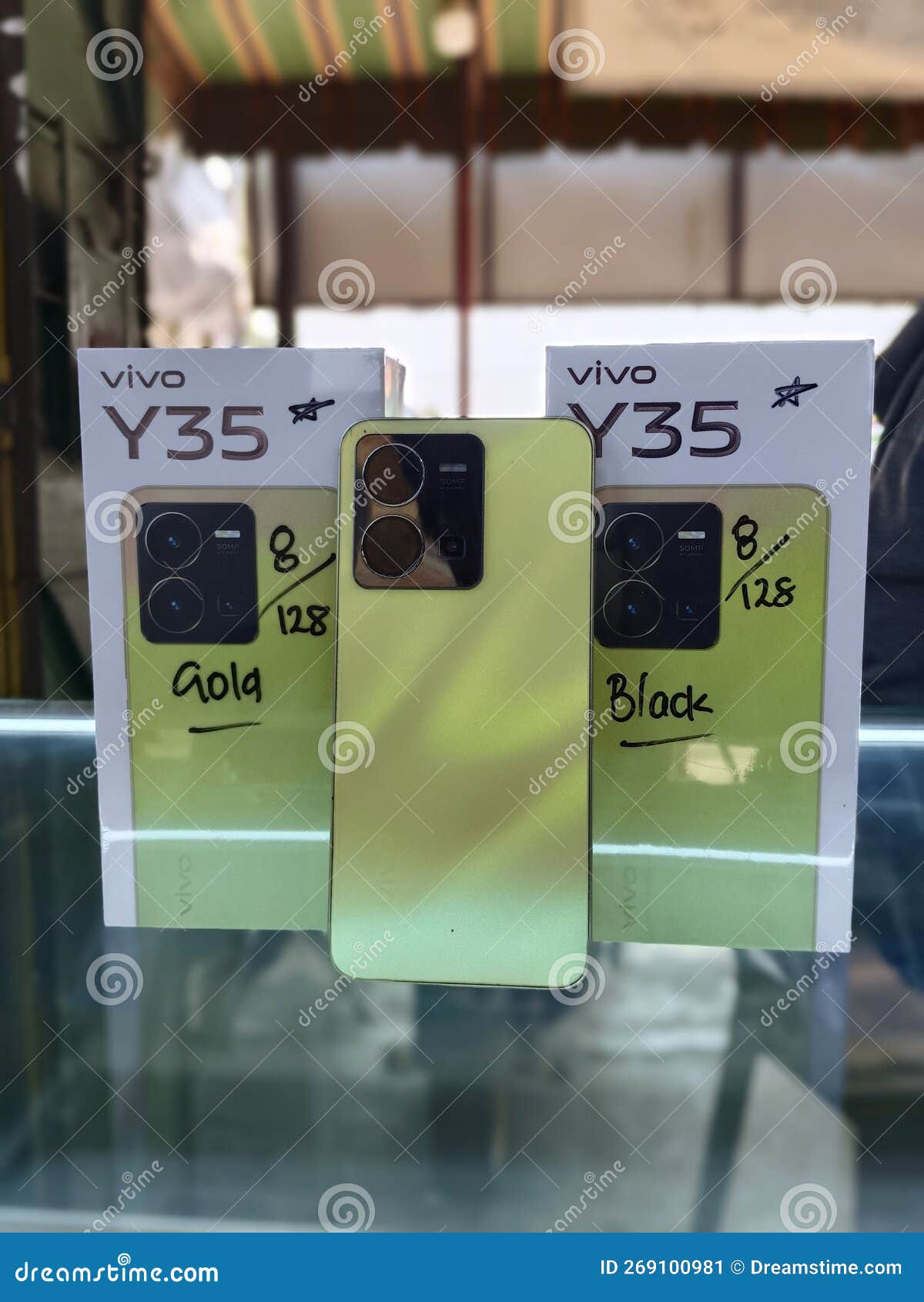 Handhone Y35 Camera 50mp Godd Job Handphone Editorial Photo - Image of ...