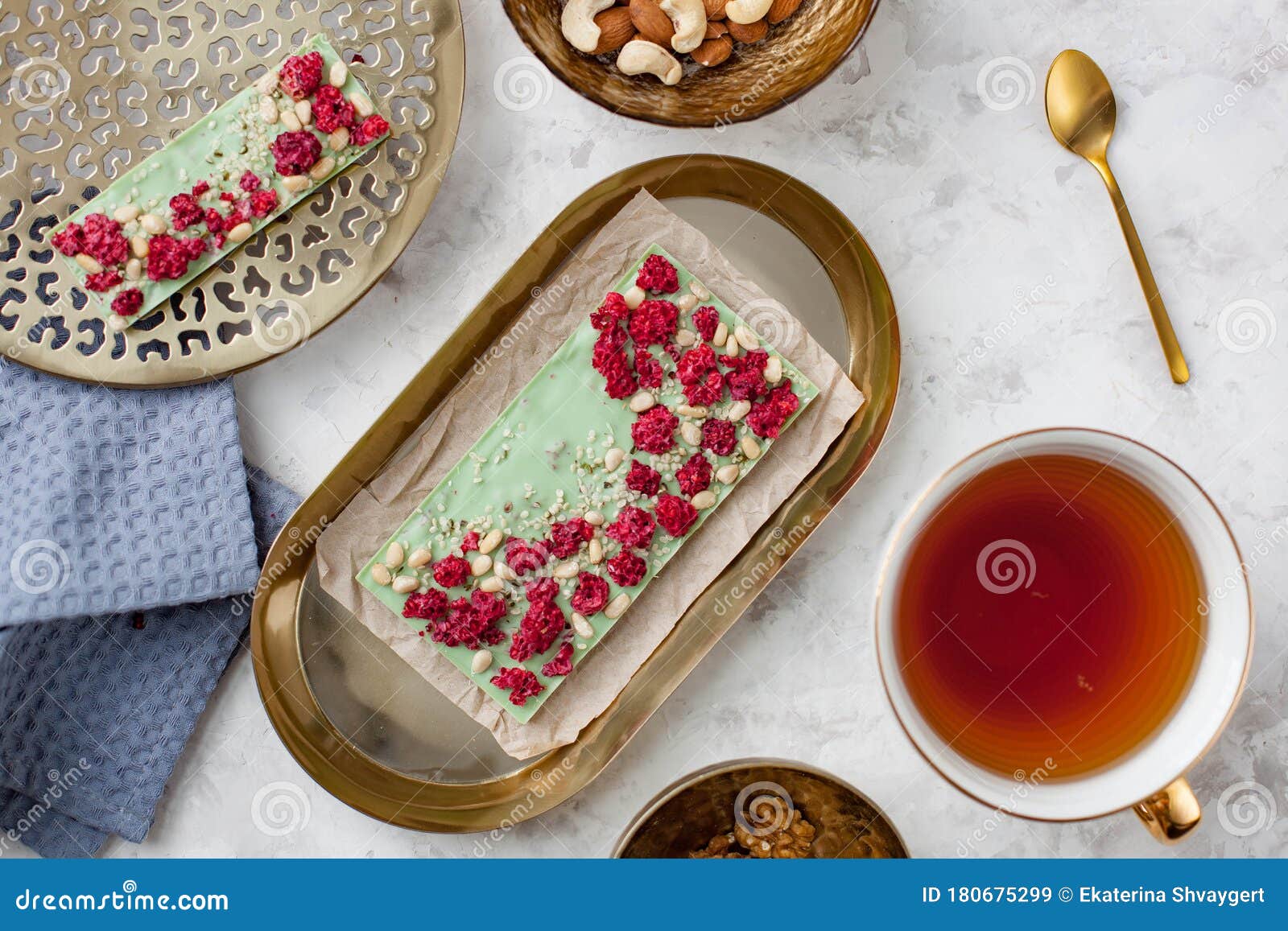 Handmade Green Chocolate Bar with Raspberry, Cedar Nuts and Hempseed ...