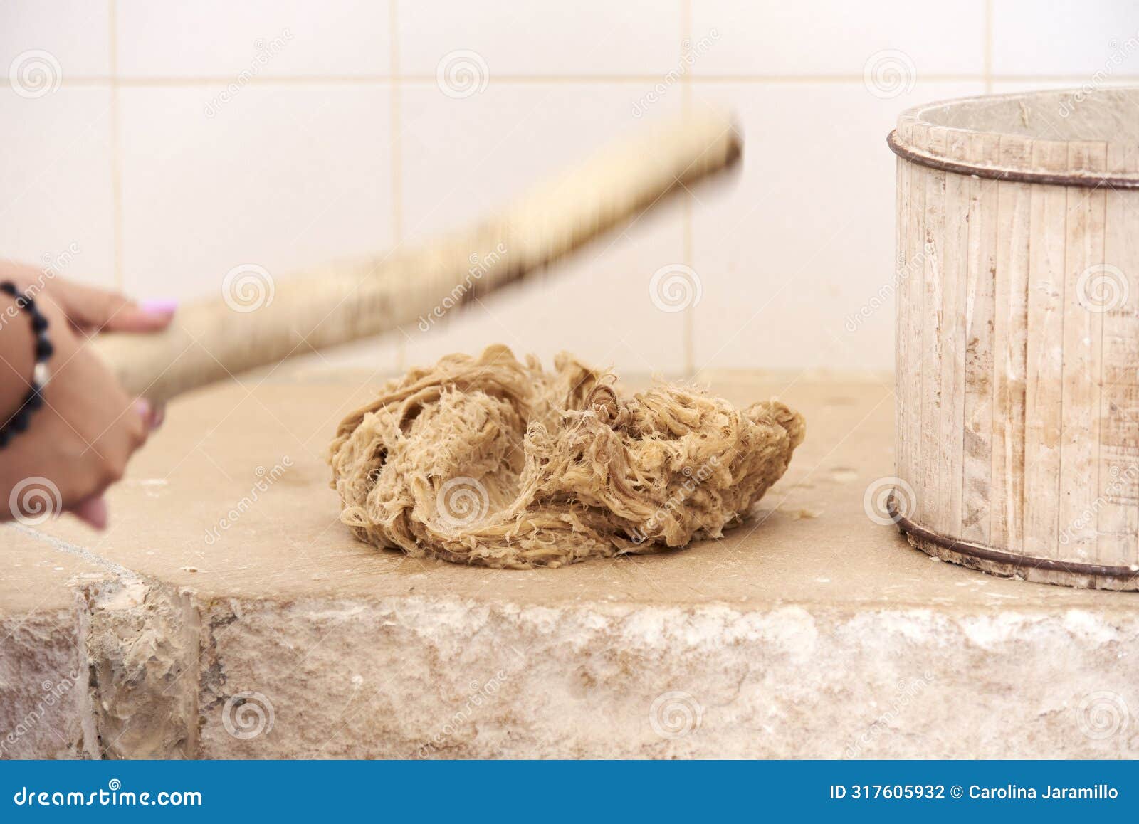 Handmade Paper Making Process Using Vegetable Fibers in an Artisan ...