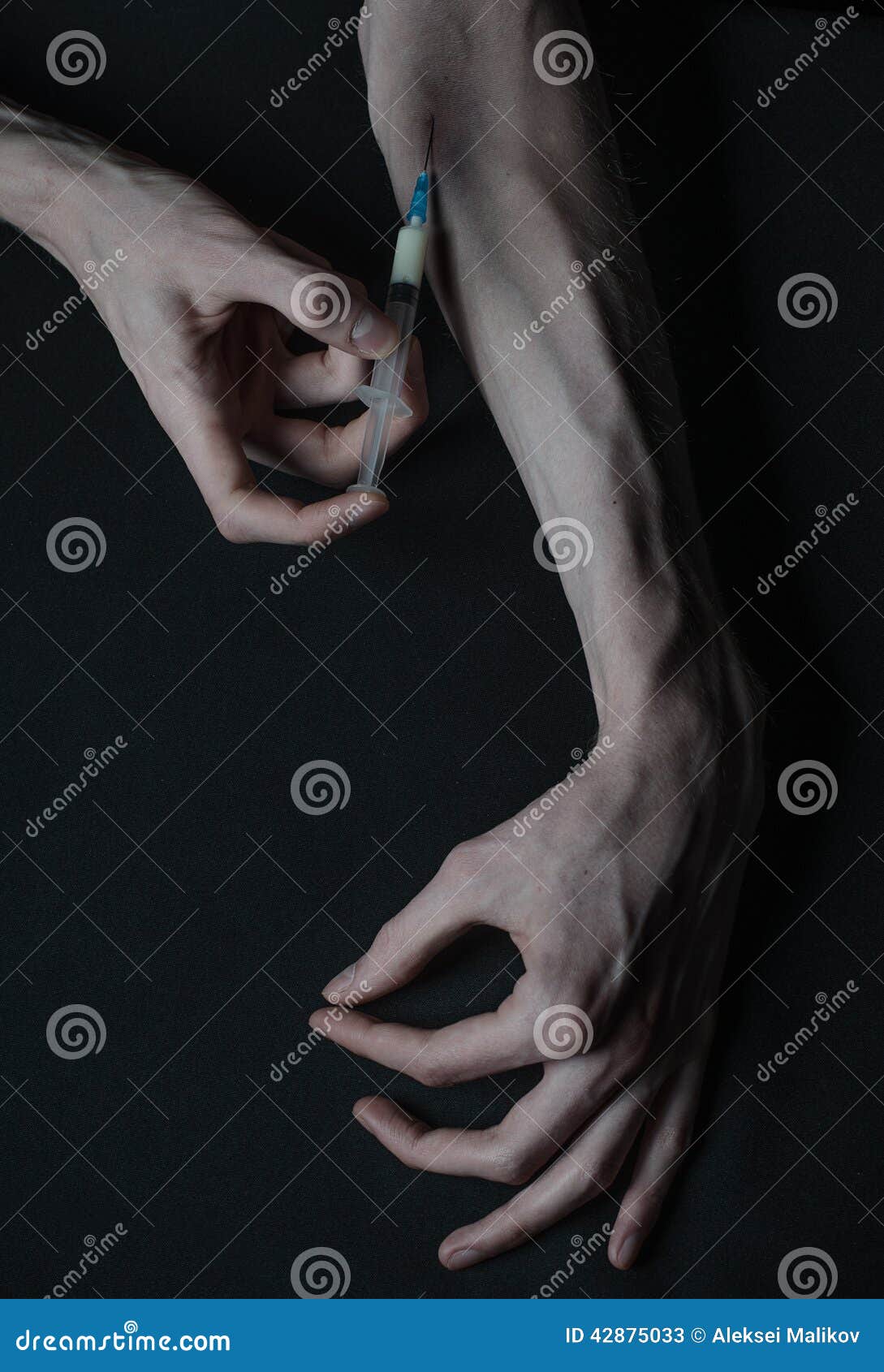 Hands addict syringe drugs stock image. Image of failure - 42875033