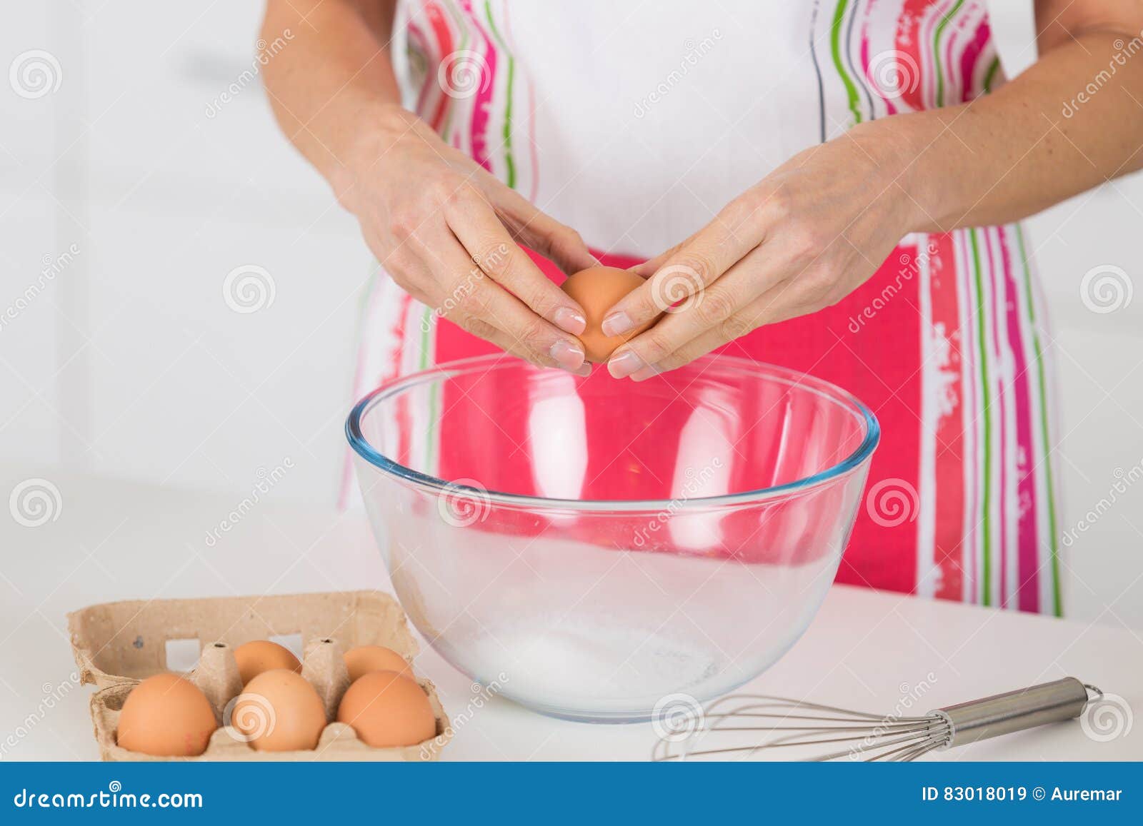 Hands Breaking Egg in Bowl on Table Stock Image - Image of celebration ...