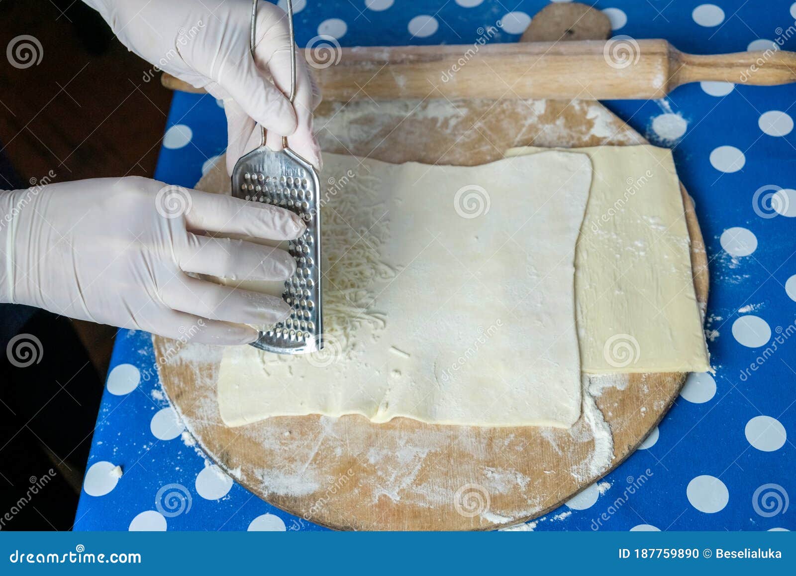 Hands of a Chef Grating Cheese Stock Photo - Image of delicious, hands ...