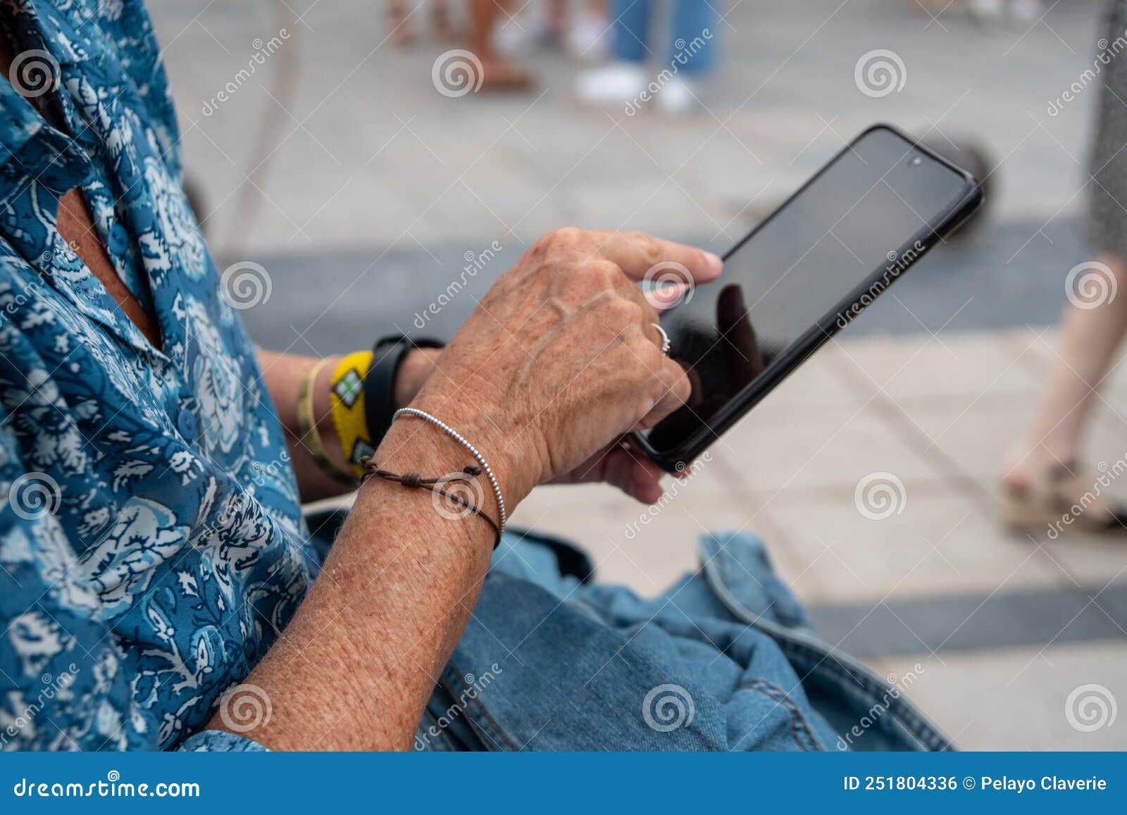 Hands of an Elderly Person Using a Cell Phone Stock Photo - Image of ...