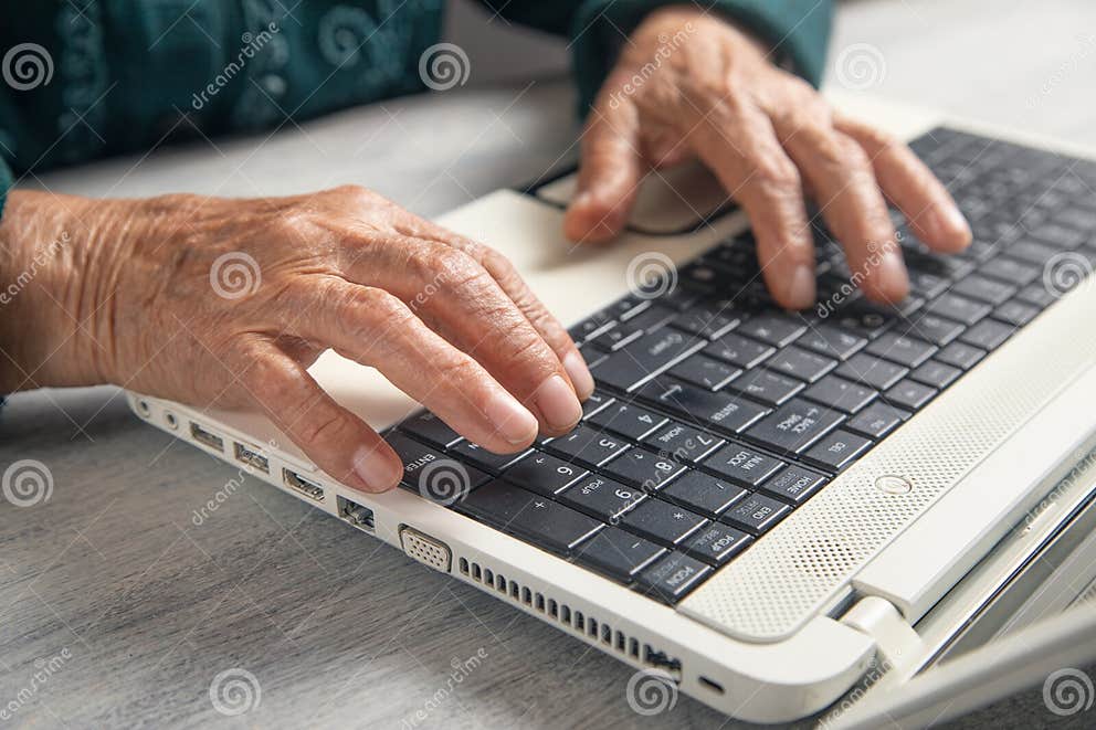 Hands of Elderly Woman Typing in Computer Keyboard Stock Illustration ...