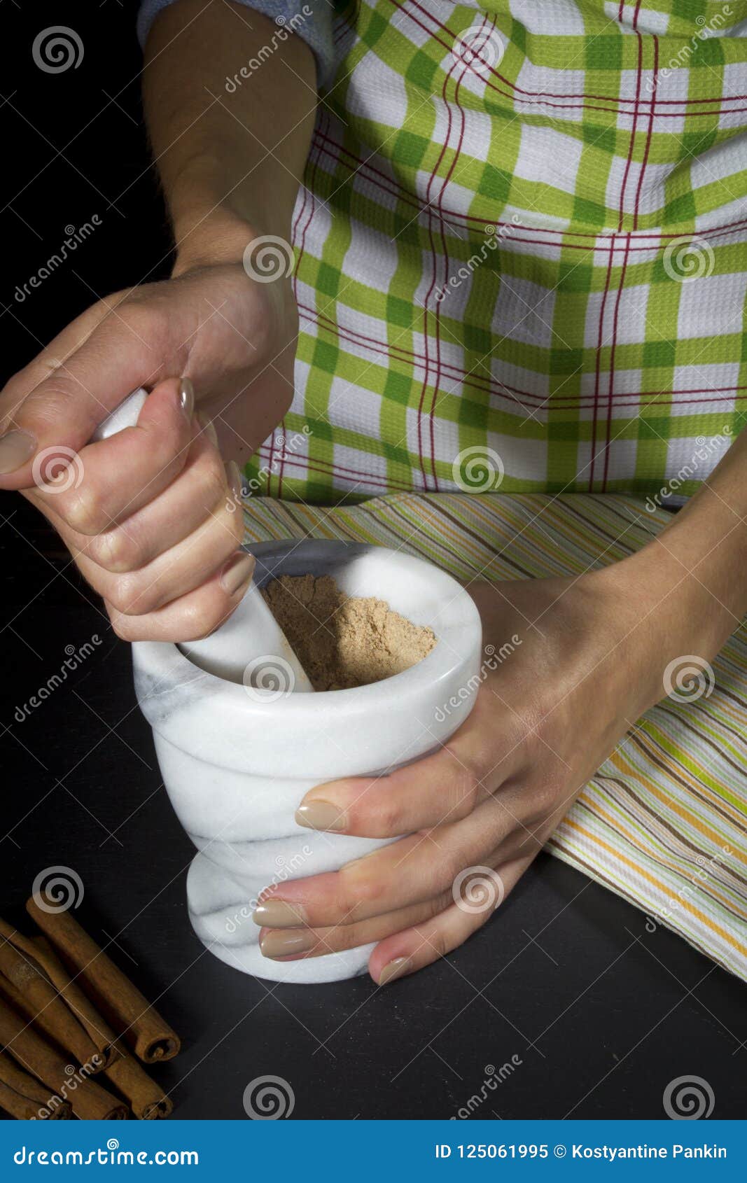 Hands Grind Cinnamon in a Mortar Stock Image - Image of healthy, powder ...