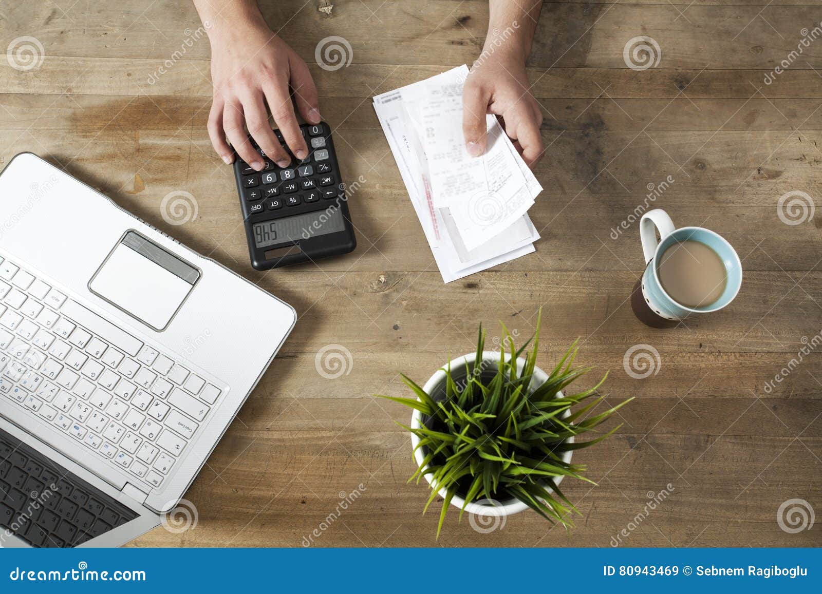 Hands Holding Bills and Paying Bills on Computer Stock Image - Image of ...